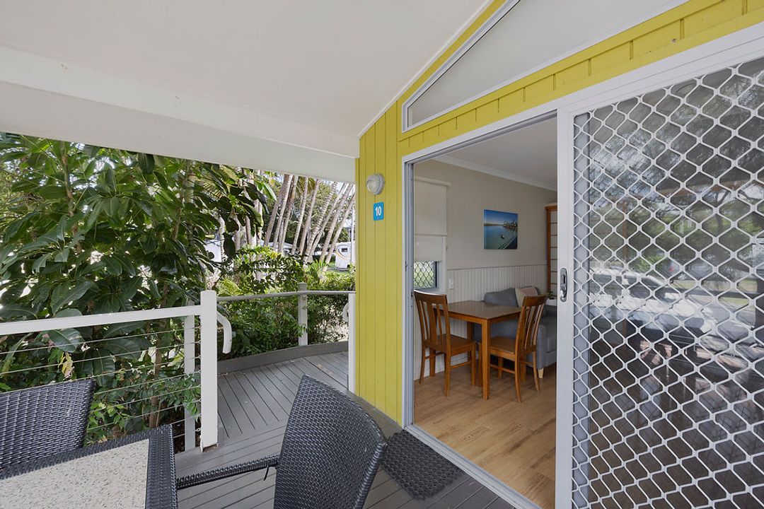 Brunswick Heads Deluxe Cabin - 2 Guests - Accessible | Reflections Holidays