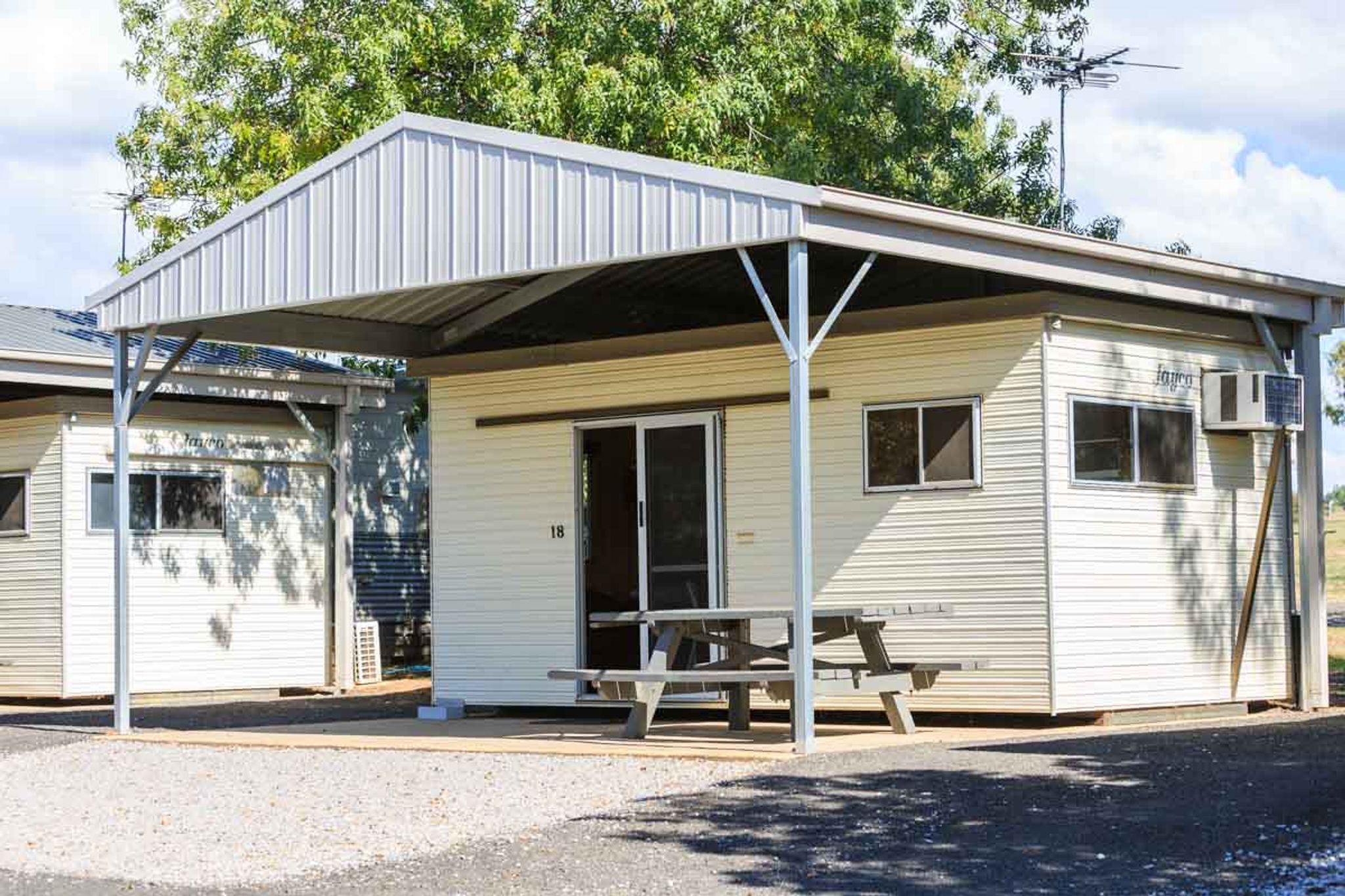 Economy Cabin | Lake Keepit Holiday Park | Reflections Holiday Park