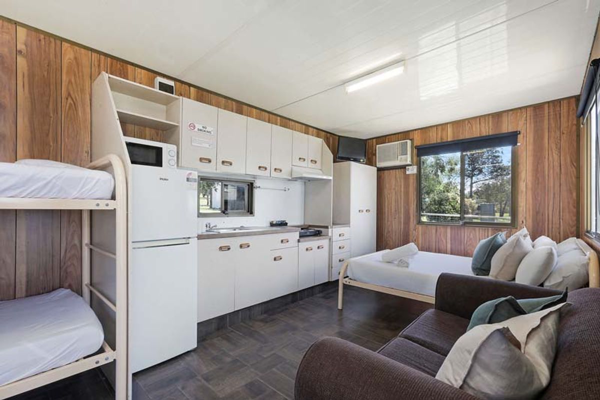 Economy Cabin | Lake Keepit Holiday Park | Reflections Holiday Park