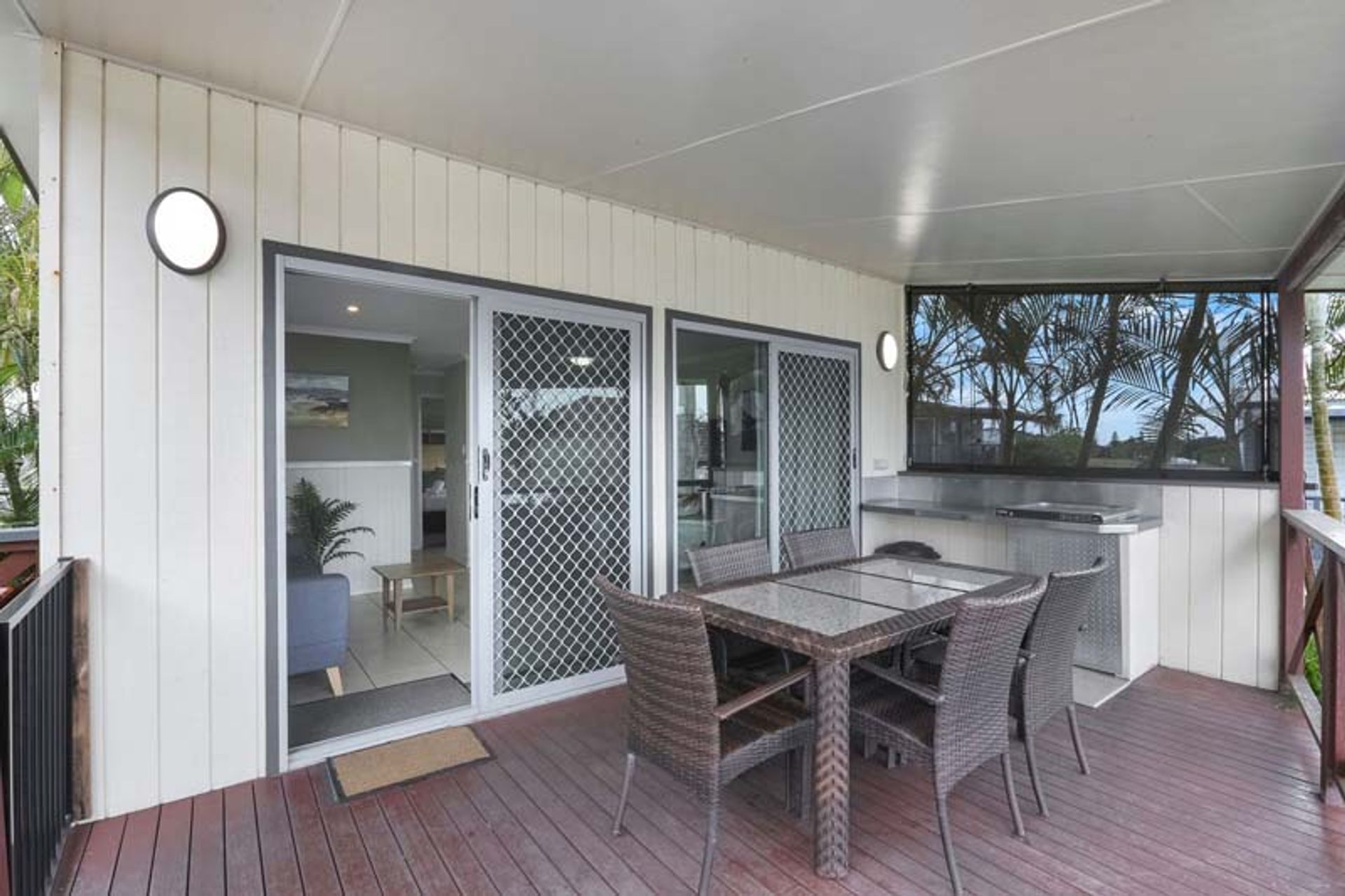 Deluxe Cabin | Shaws Bay Holiday Park | Reflections Holiday Park