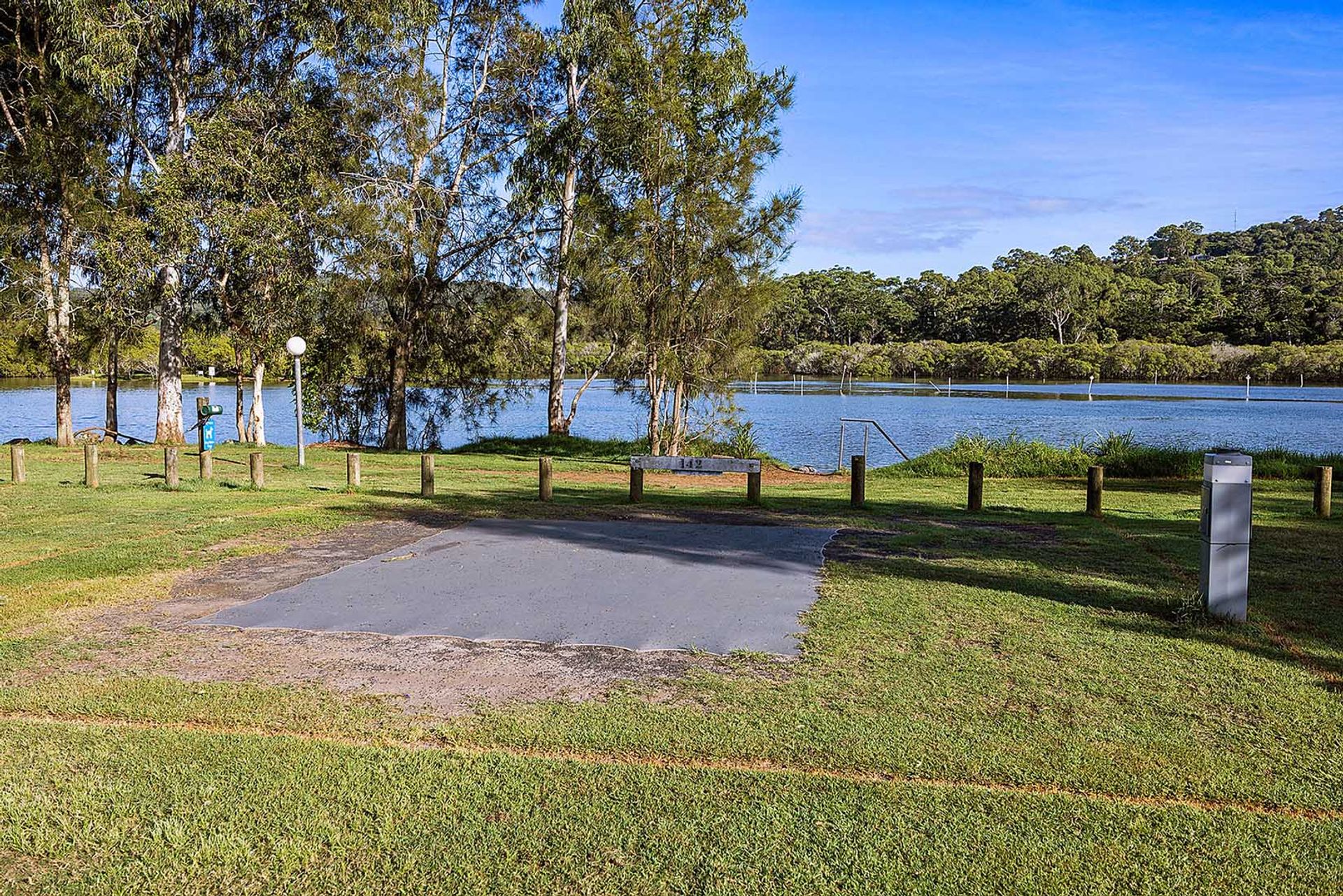 Premium Powered Tent Site | Ferry Reserve Holiday Park | Reflections ...