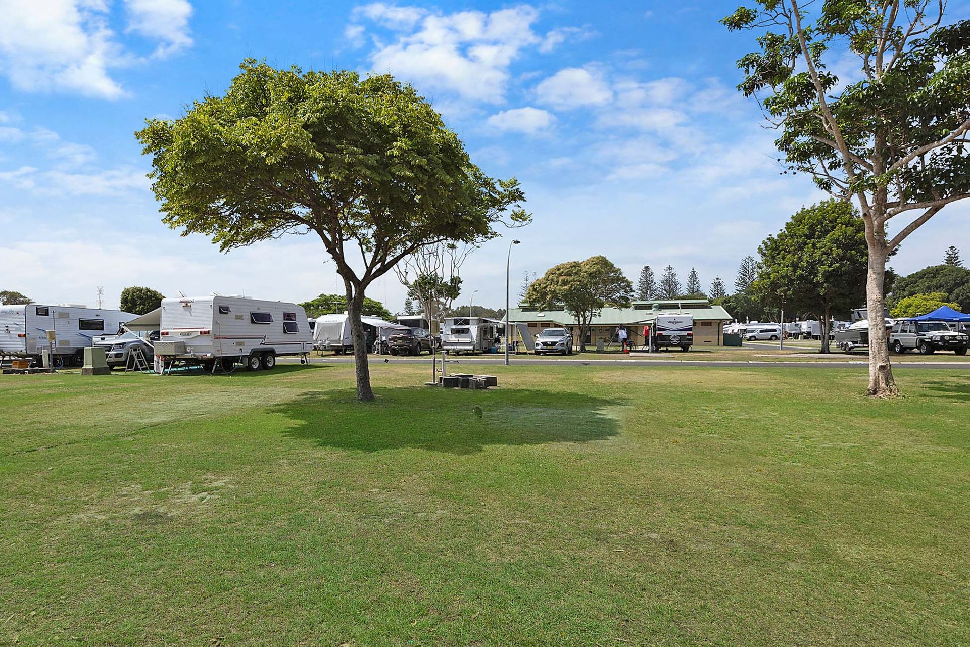 Evans Head Standard Powered Campsites - 6 Guests | Reflections Holidays