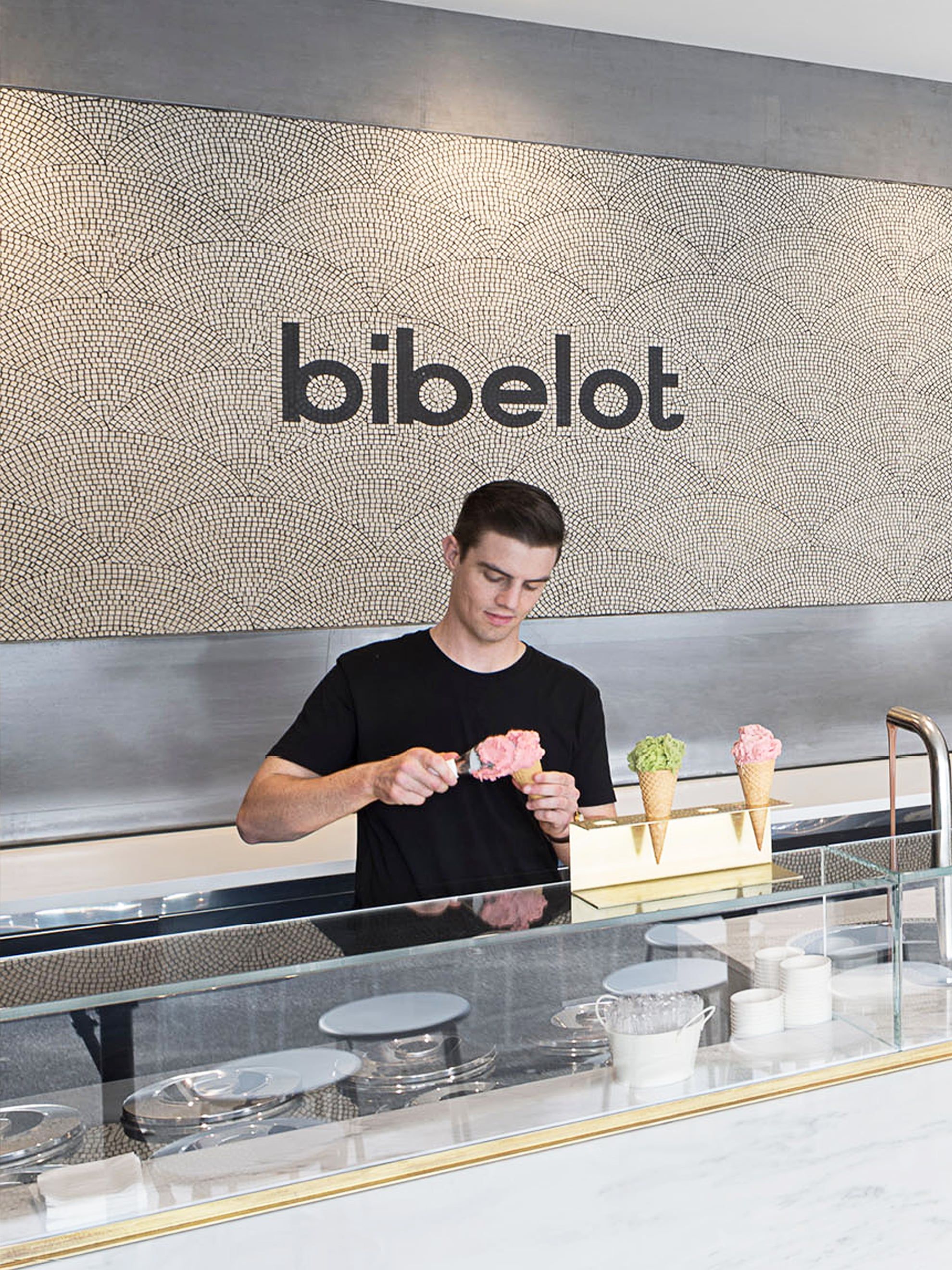 Bibelot | A Friend of Mine