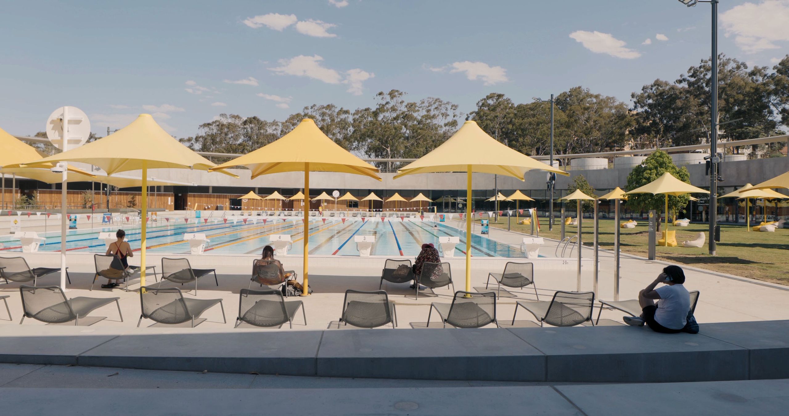 RETHINKING THE AQUATIC CENTRE AS A COMMUNITY LANDSCAPE