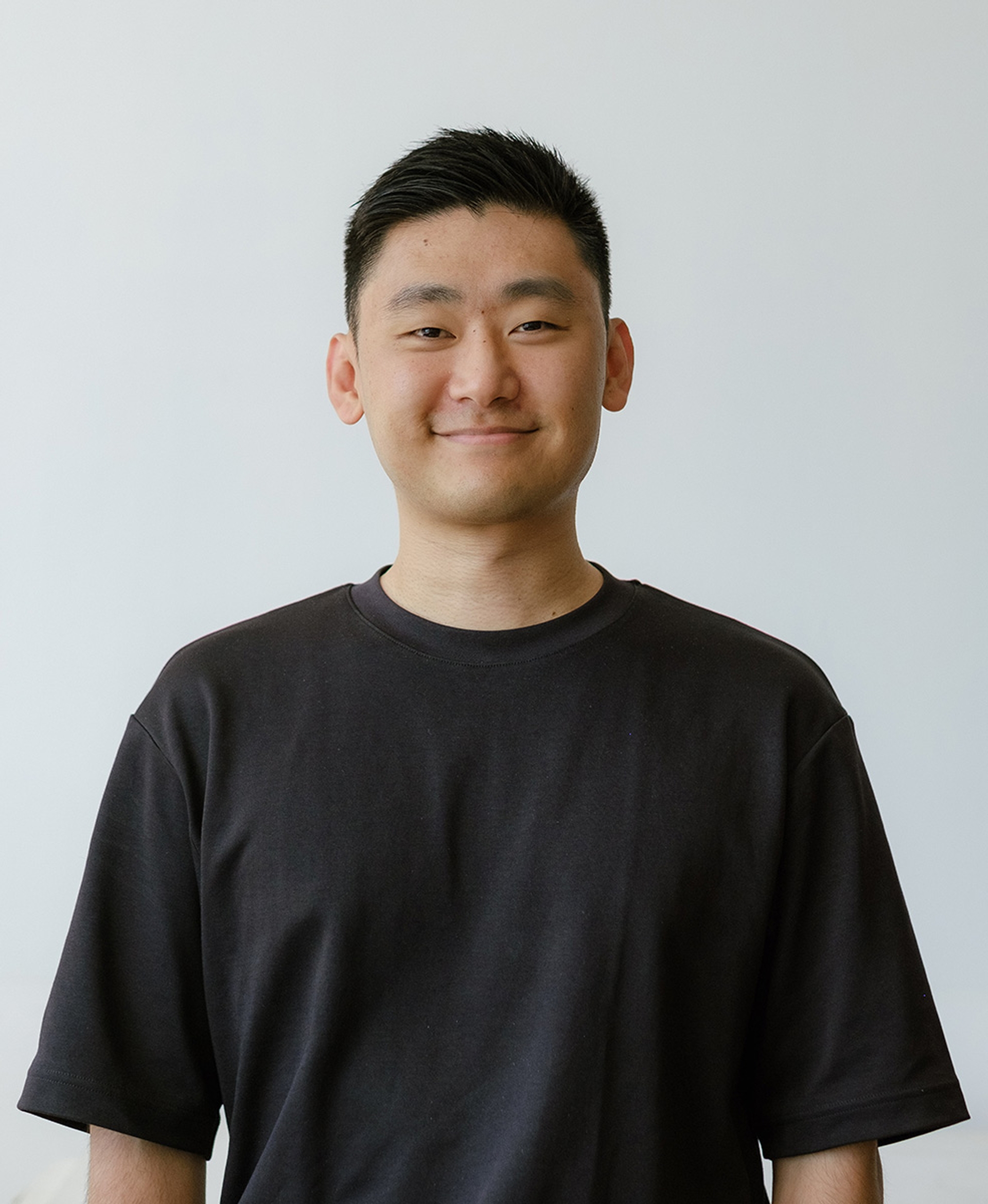 James studied architecture at the University of New South Wales ...