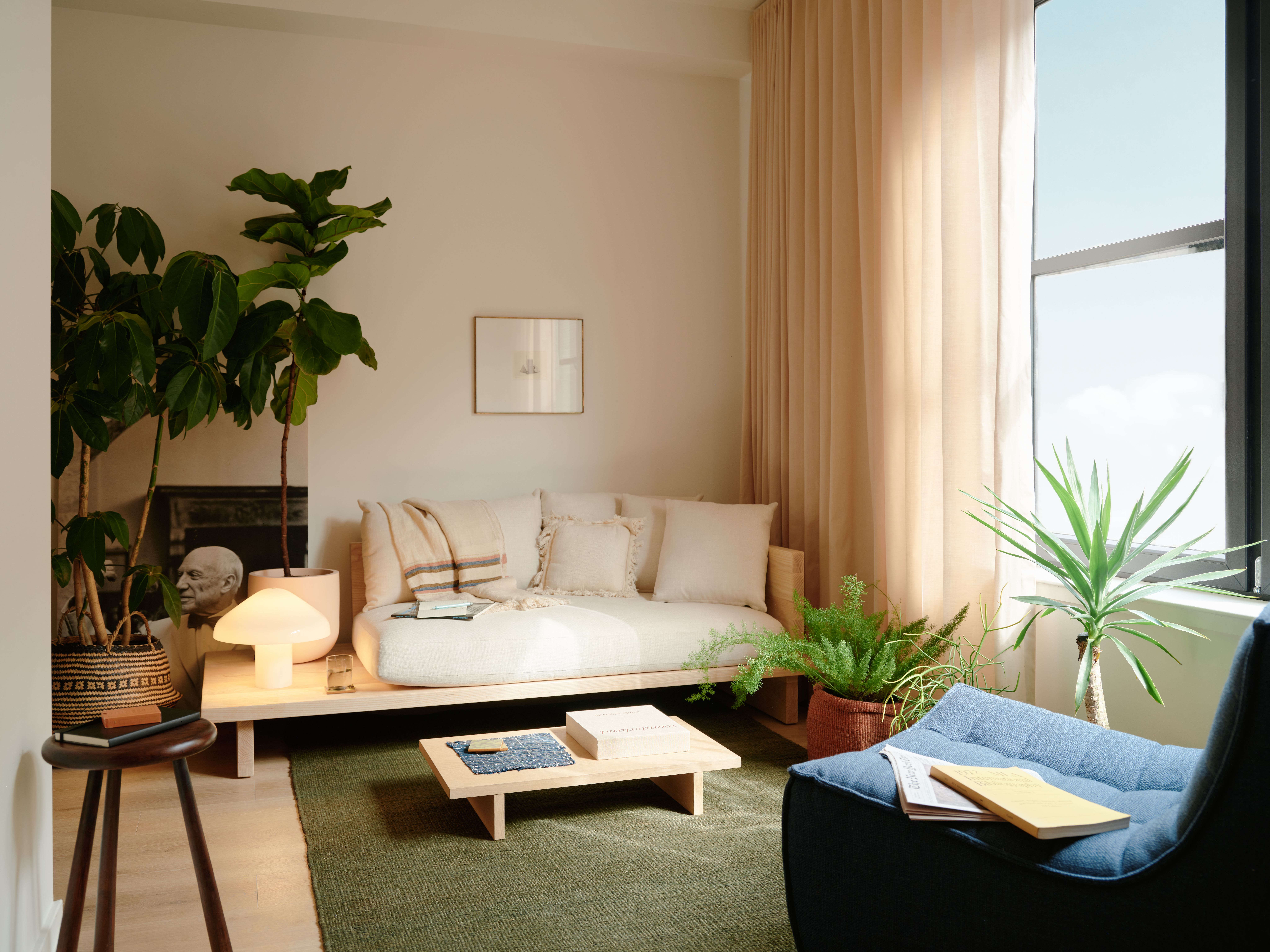 Ray Philly | Philadelphia New Apartments for Rent