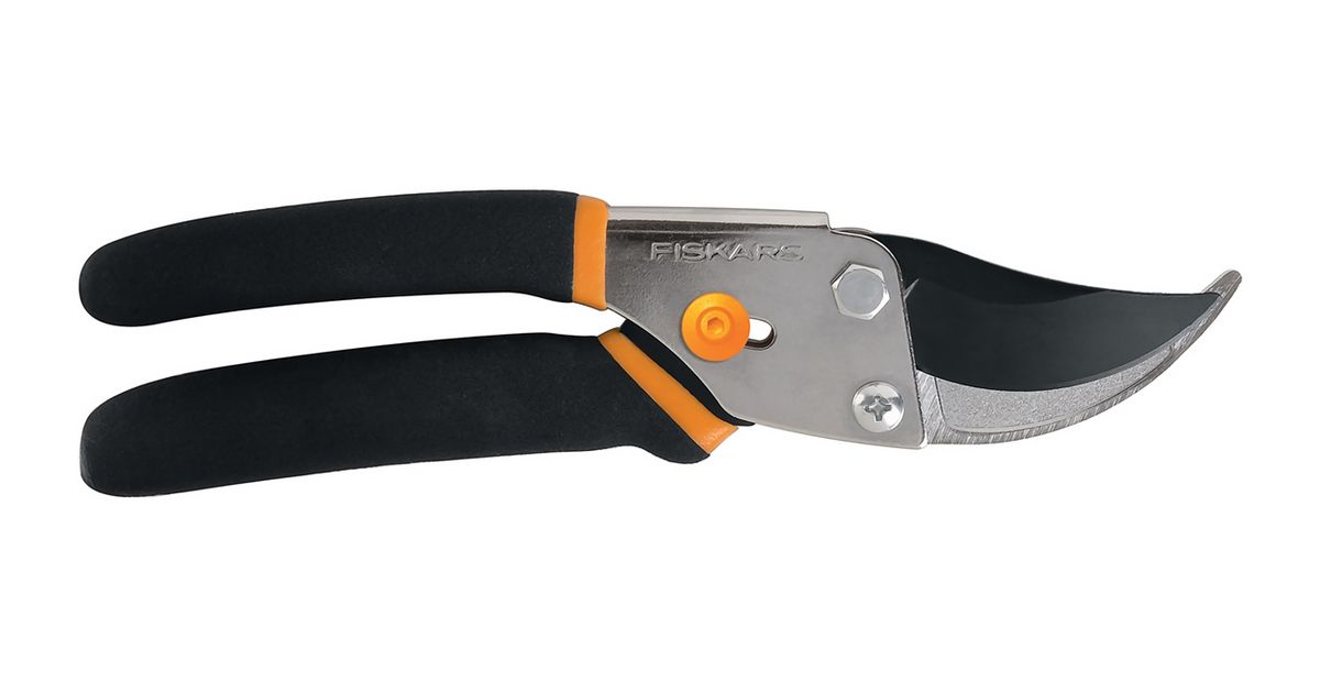Fiskars Traditional Bypass Pruner | Sunday Lawn Care
