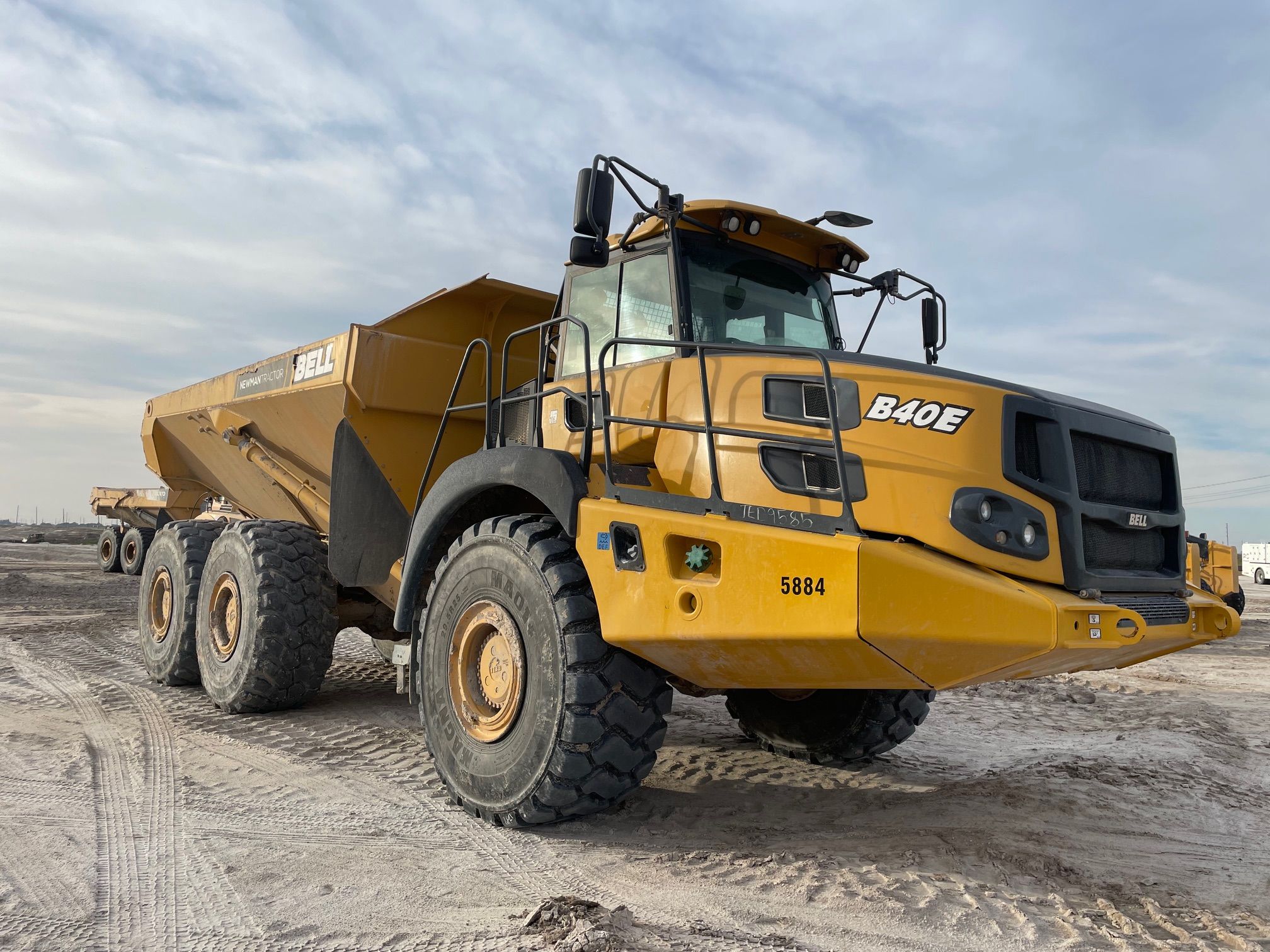 2018 BELL B40E For Sale | Newman Tractor