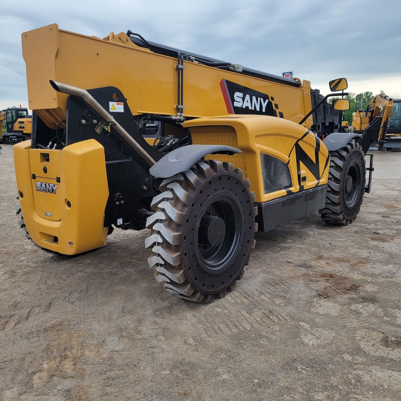2023 SANY STH1056A-CAN For Sale | Newman Tractor