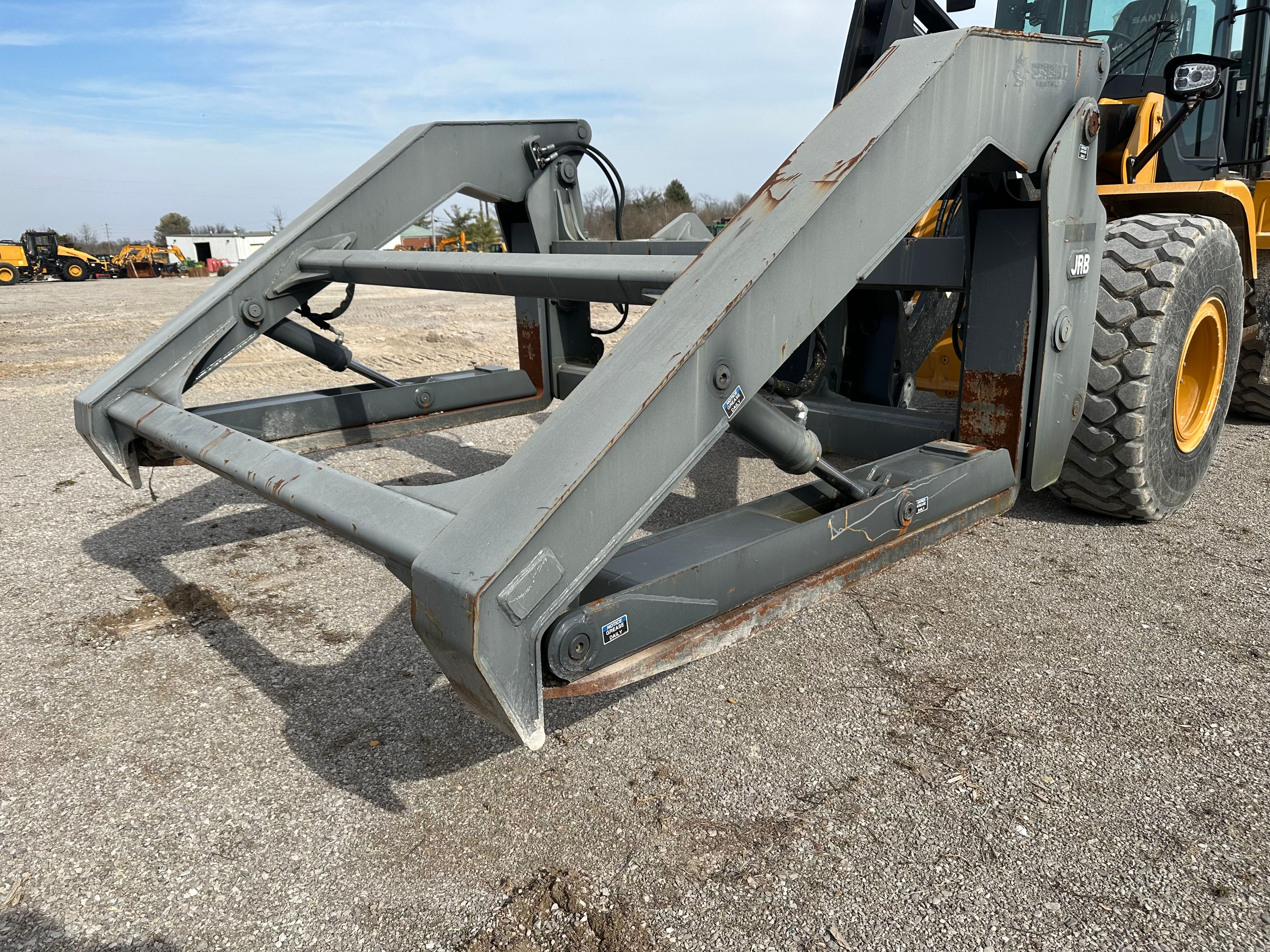 JRB PIPE CLAMP FORKS FOR JOHN DEERE 544 For Sale | Newman Tractor