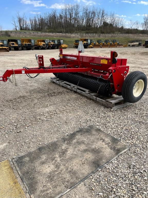 BRILLION 10' SSB SURE-STAND SEEDER | Newman Tractor