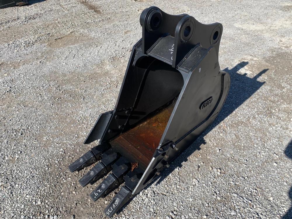 2019 24" BUCKET W/ SIDE CUTTERS FOR SY135C | Newman Tractors | Heavy ...