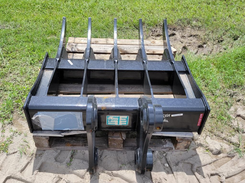 42" ROOT RAKE FOR SY155U | Newman Tractor