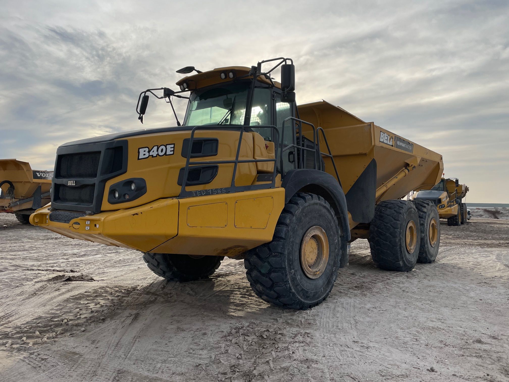 2018 BELL B40E For Sale | Newman Tractor