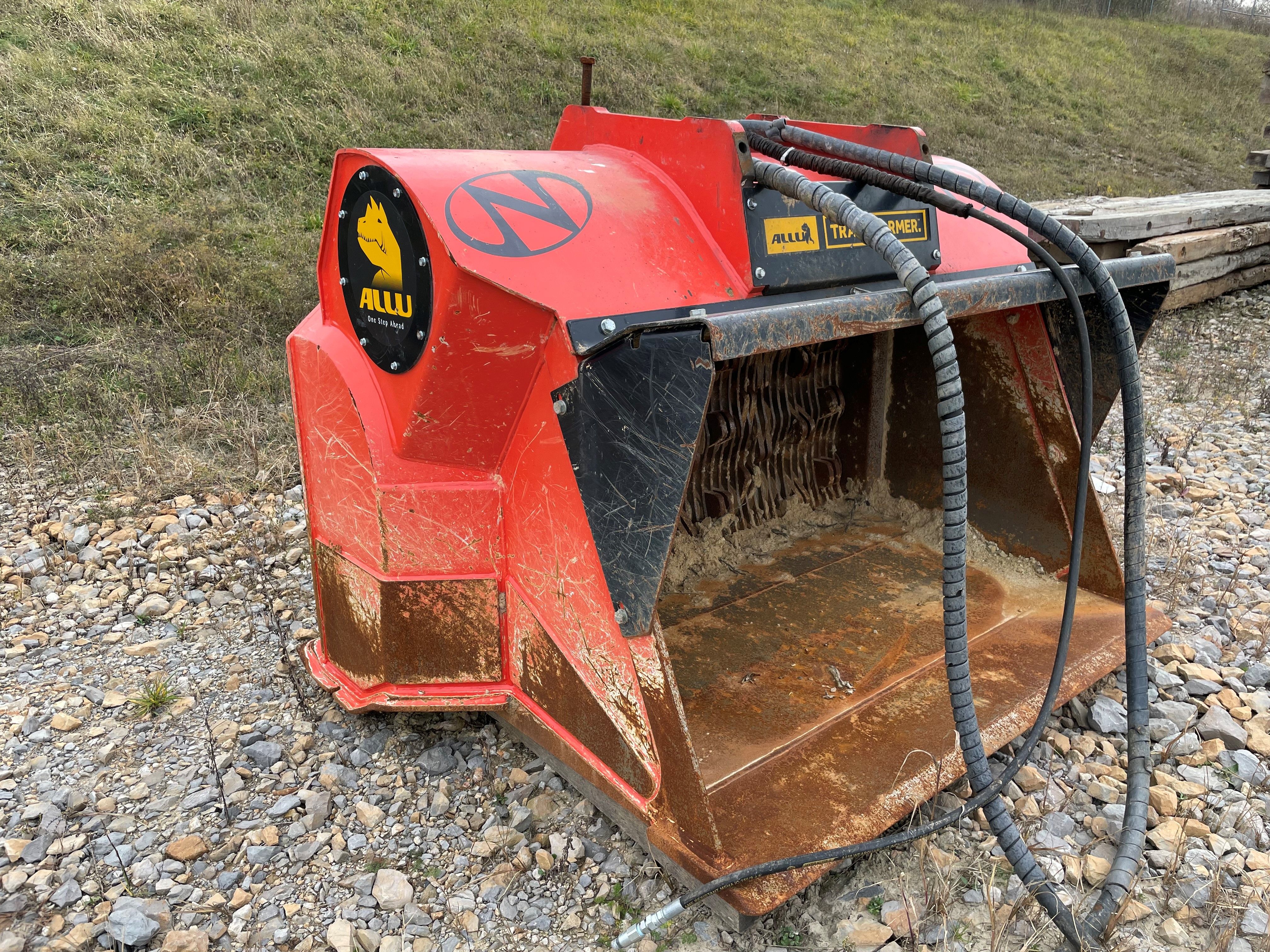 2 YD EXCAVATOR PADDING BUCKET For Sale | Newman Tractor