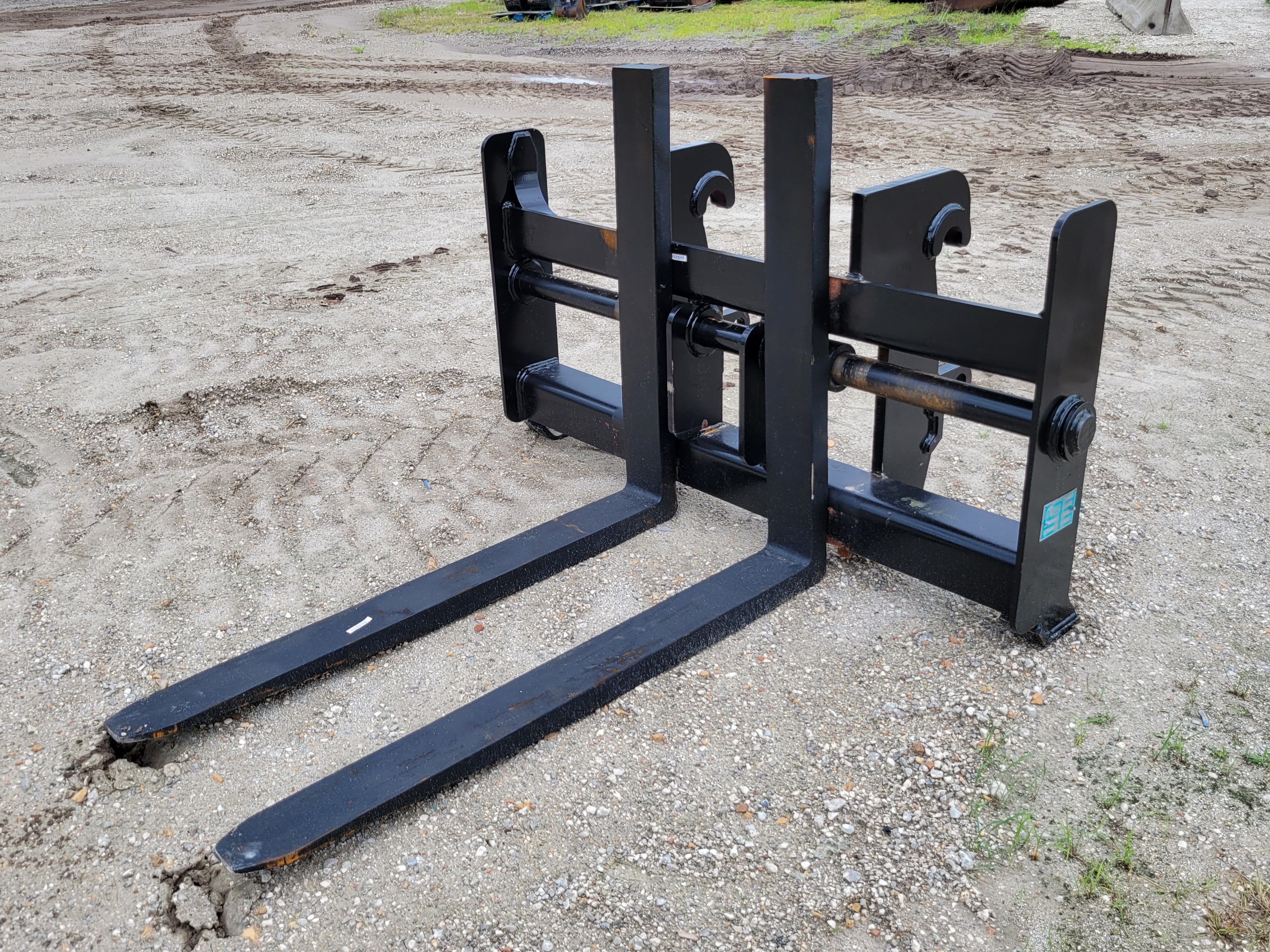 FORKS FOR SW305K WHEEL LOADER For Sale | Newman Tractor