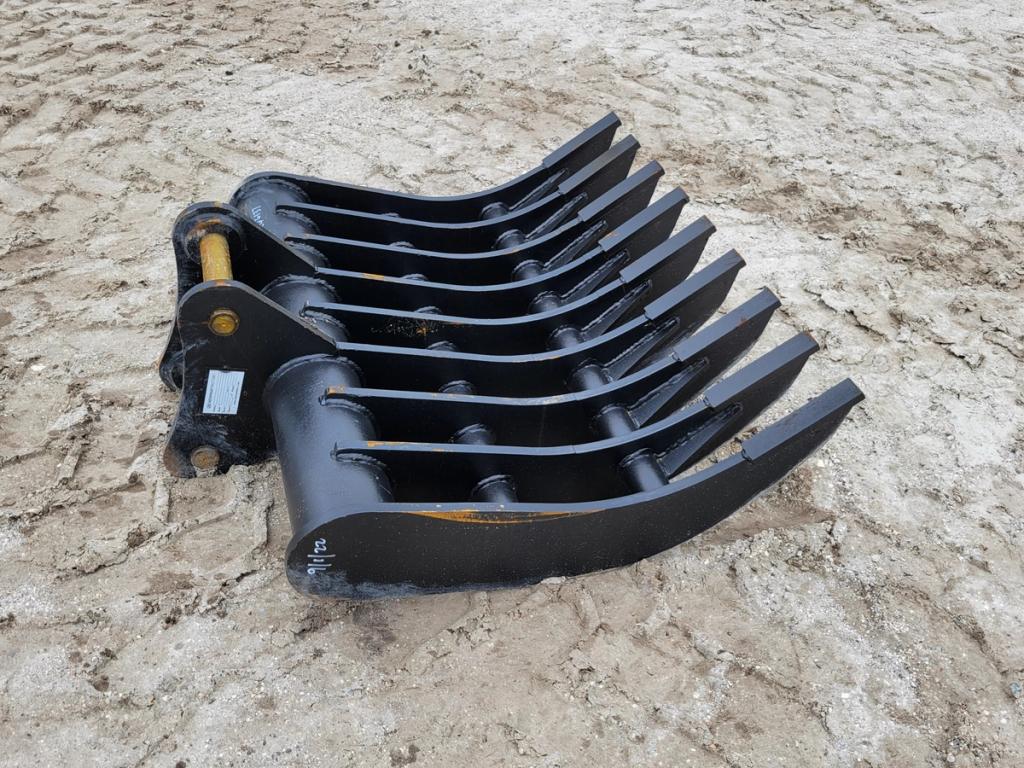 42" LANDSCAPE RAKE FOR SY80U | Newman Tractor