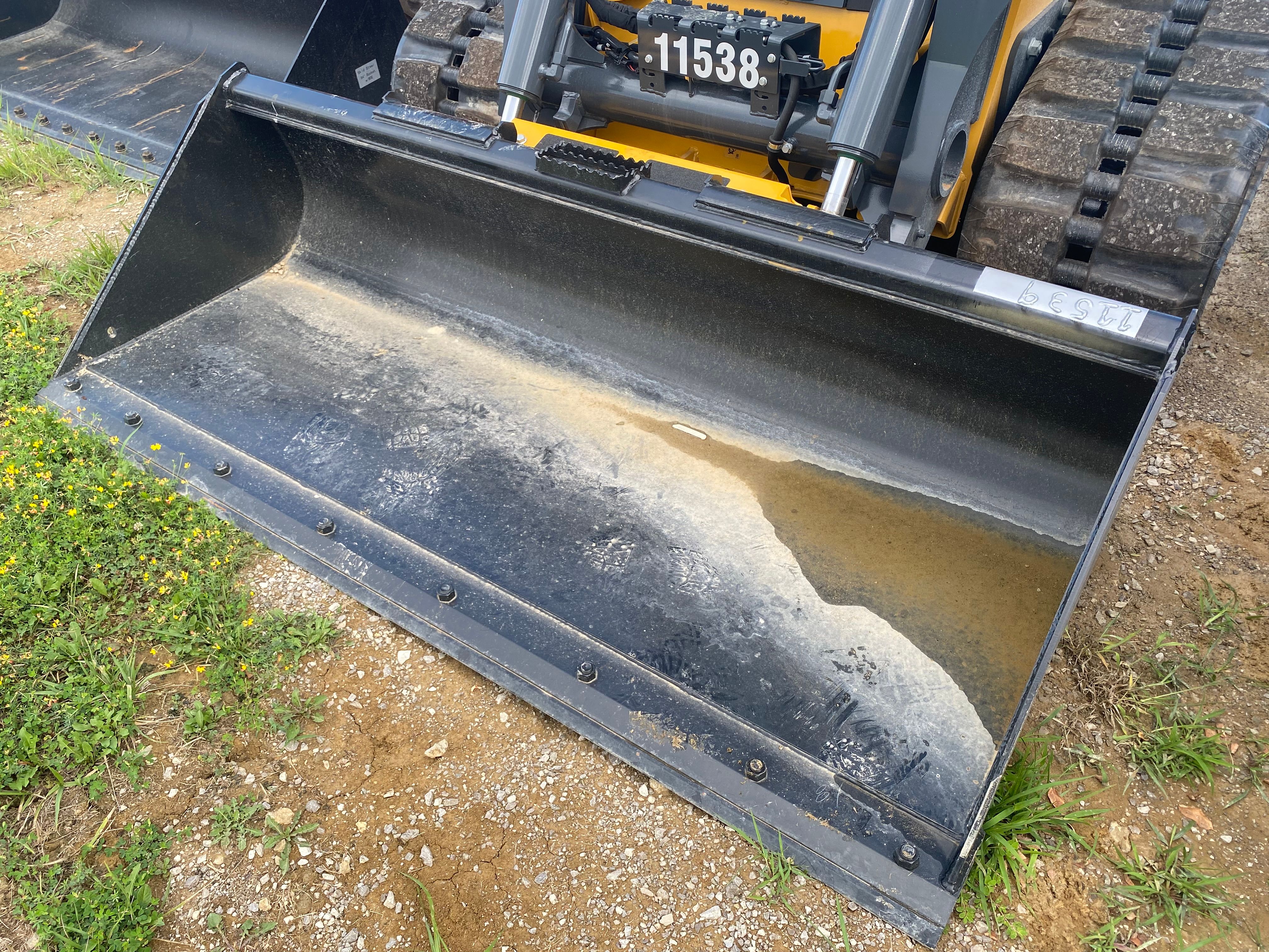 84" BUCKET FOR 333P For Sale | Newman Tractor