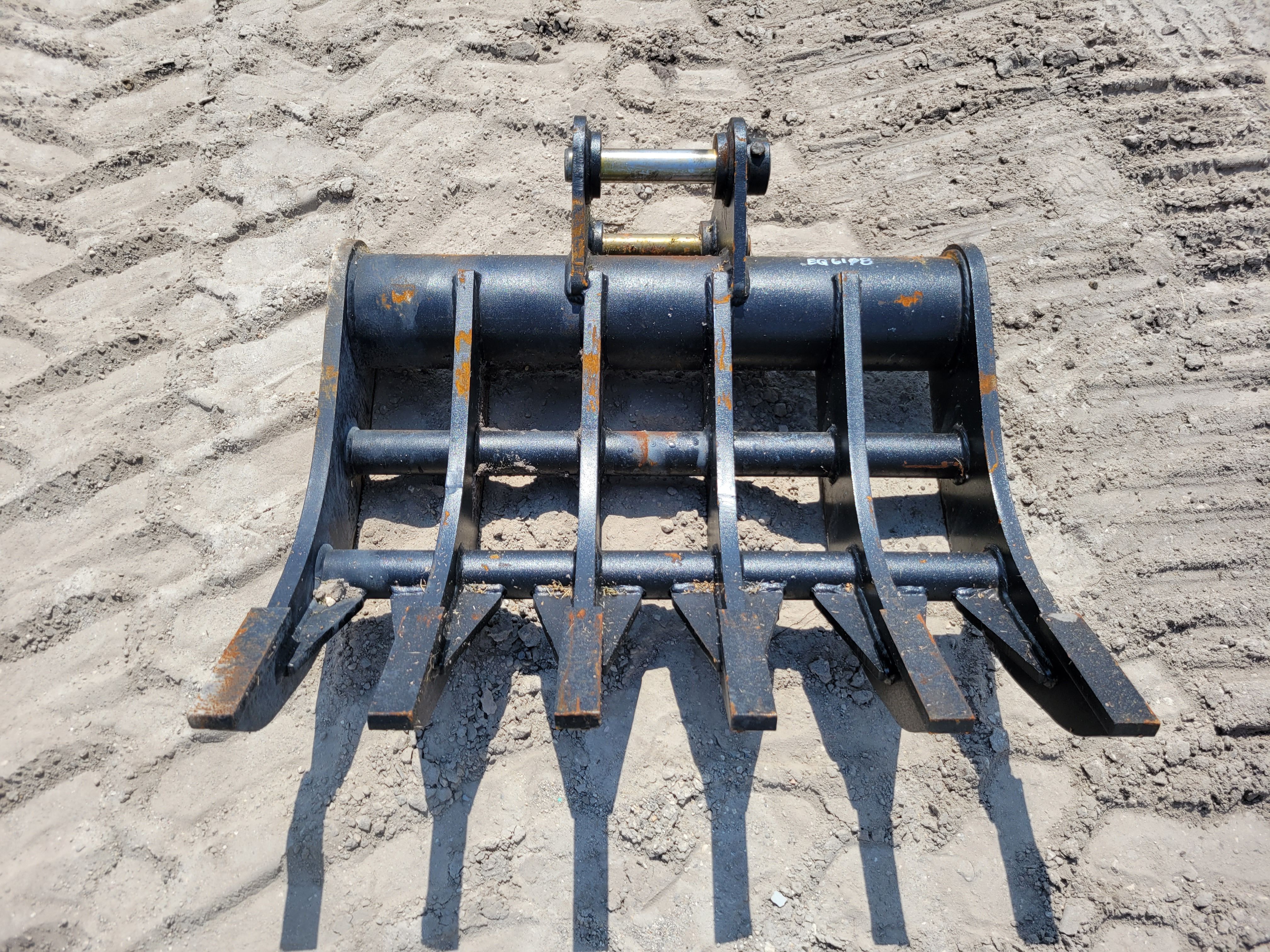 30" ROOT RAKE FOR SY35U For Sale | Newman Tractor
