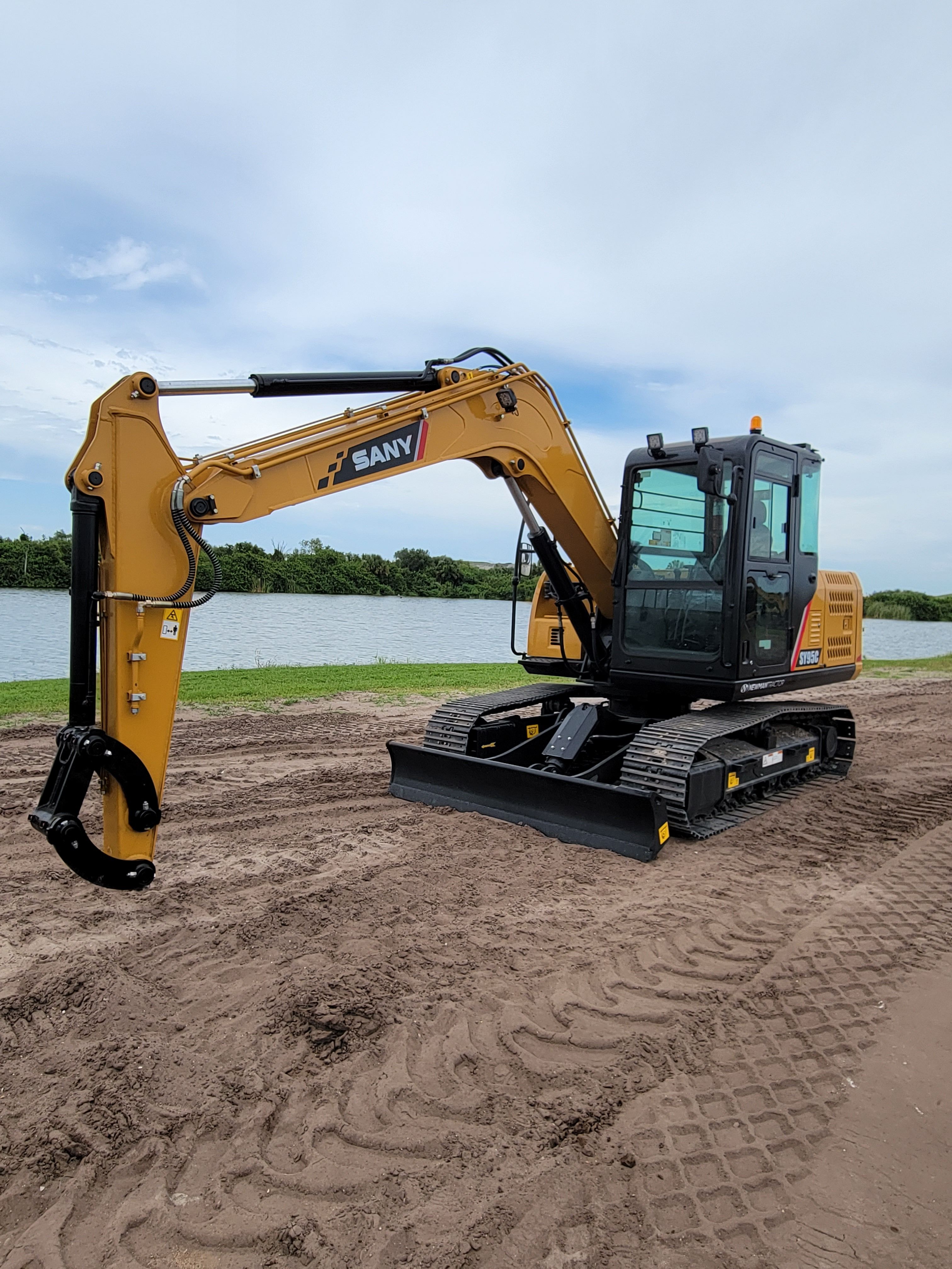 2022 SANY SY95C EXCAVATOR | Newman Tractor | Heavy equipment for sale ...