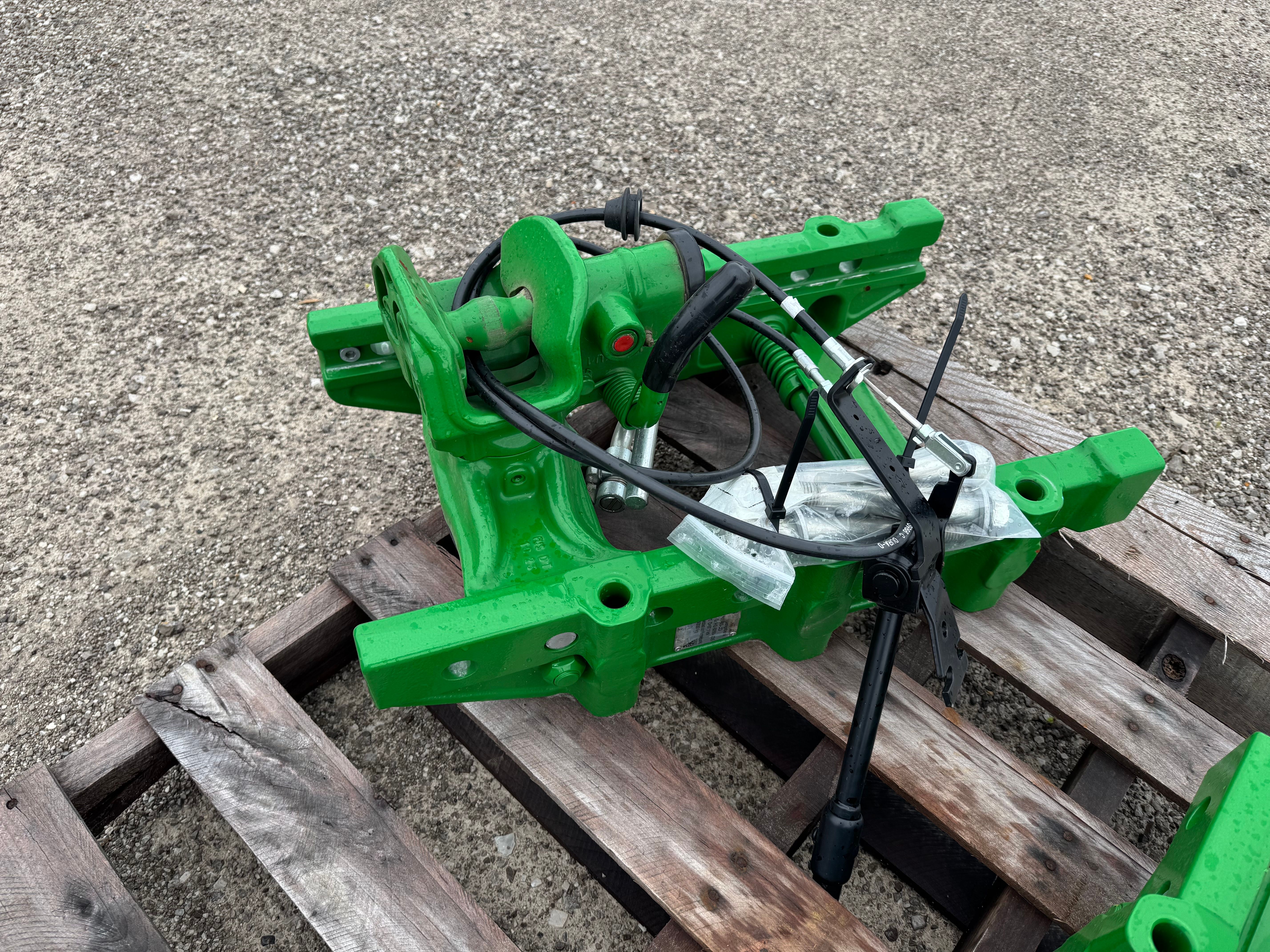 AUTOMATIC TRAILER HITCH FOR A 6155M TRACTOR For Sale | Newman Tractor