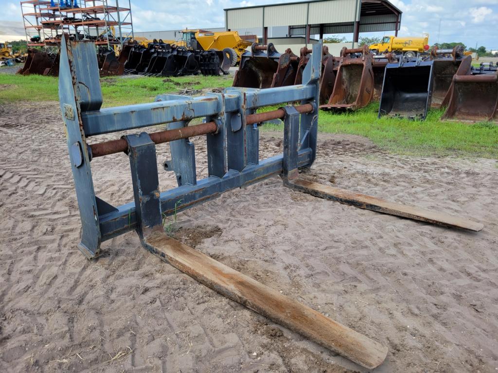 72" JRB Q/C WHEEL LOADER FORKS FOR JOHN DEERE 644K | Newman Tractor