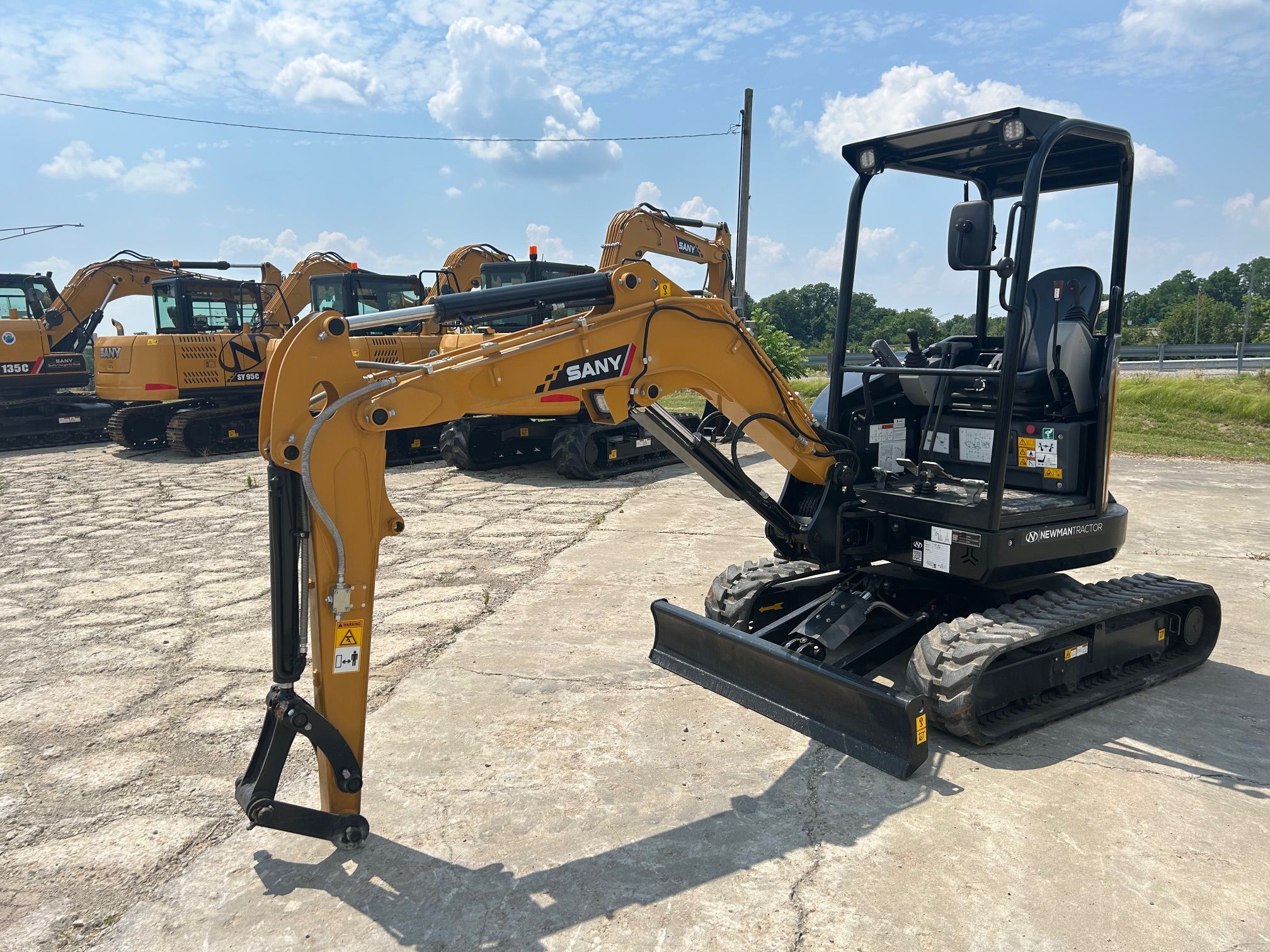 2024 SANY SY26U For Sale | Newman Tractor