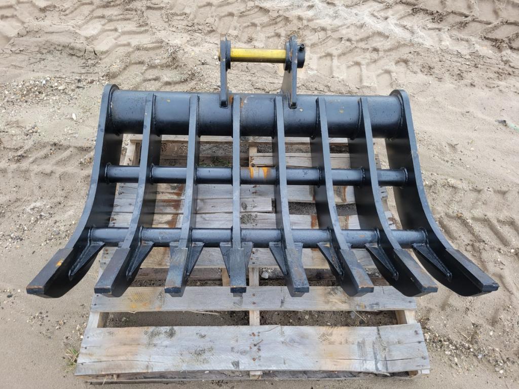 2022 48" ROOT RAKE FOR SY95C | Newman Tractor | Heavy equipment for ...