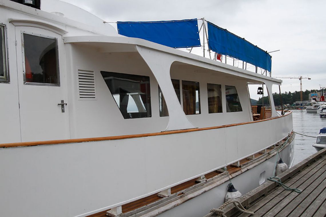 Ruvar i hamna - Midtsiden