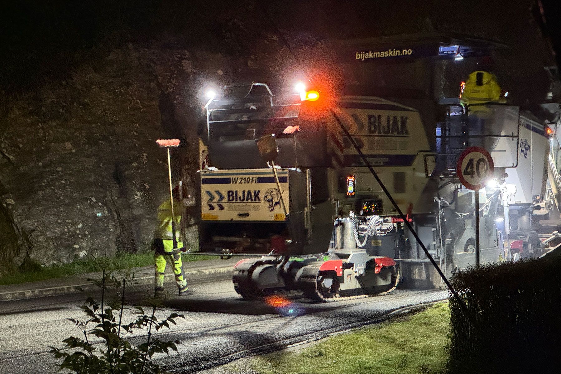 Skal stenga yttarlegare seks kveldar og netter