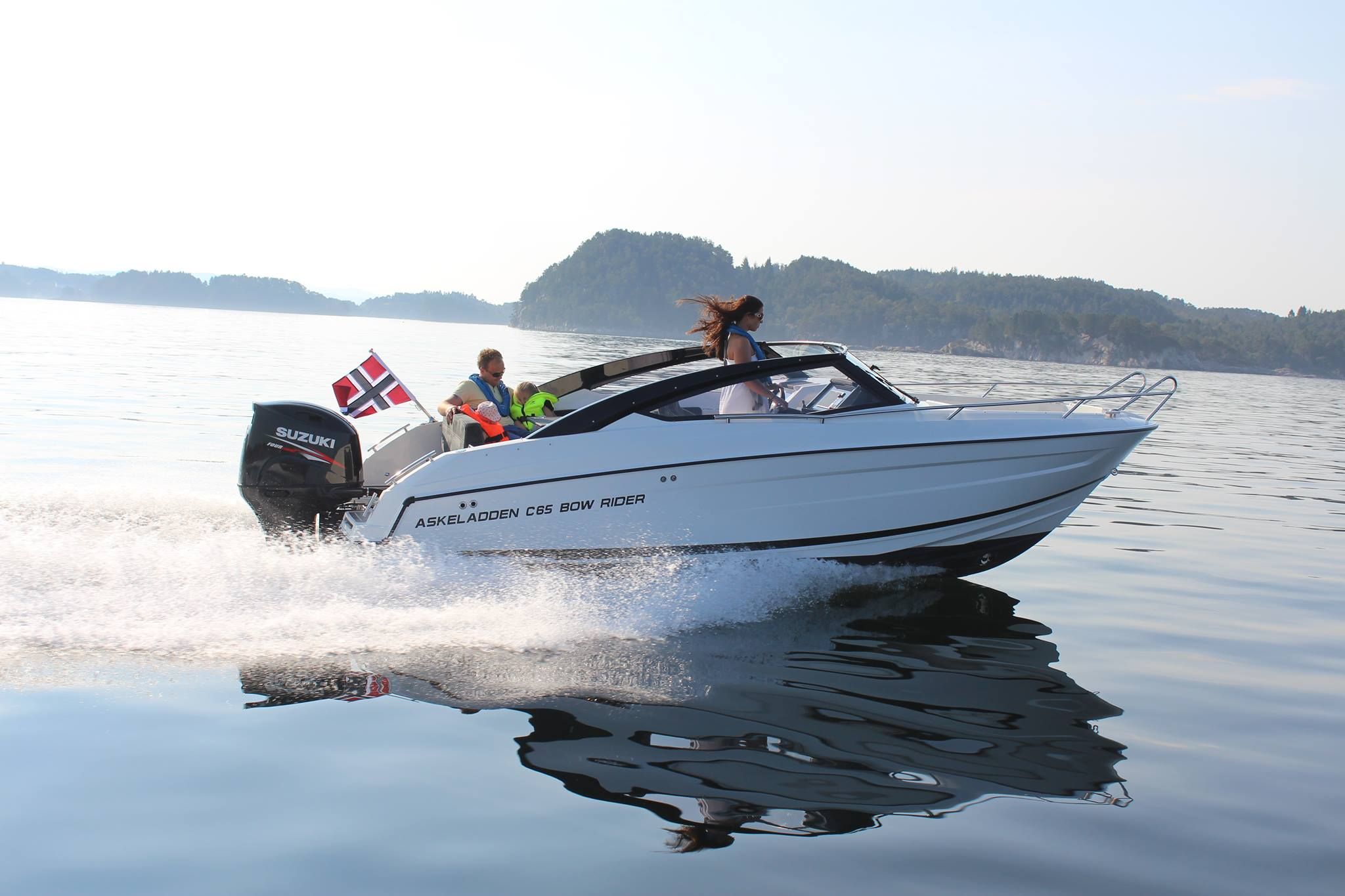 Askeladden Boats AS - Midtsiden