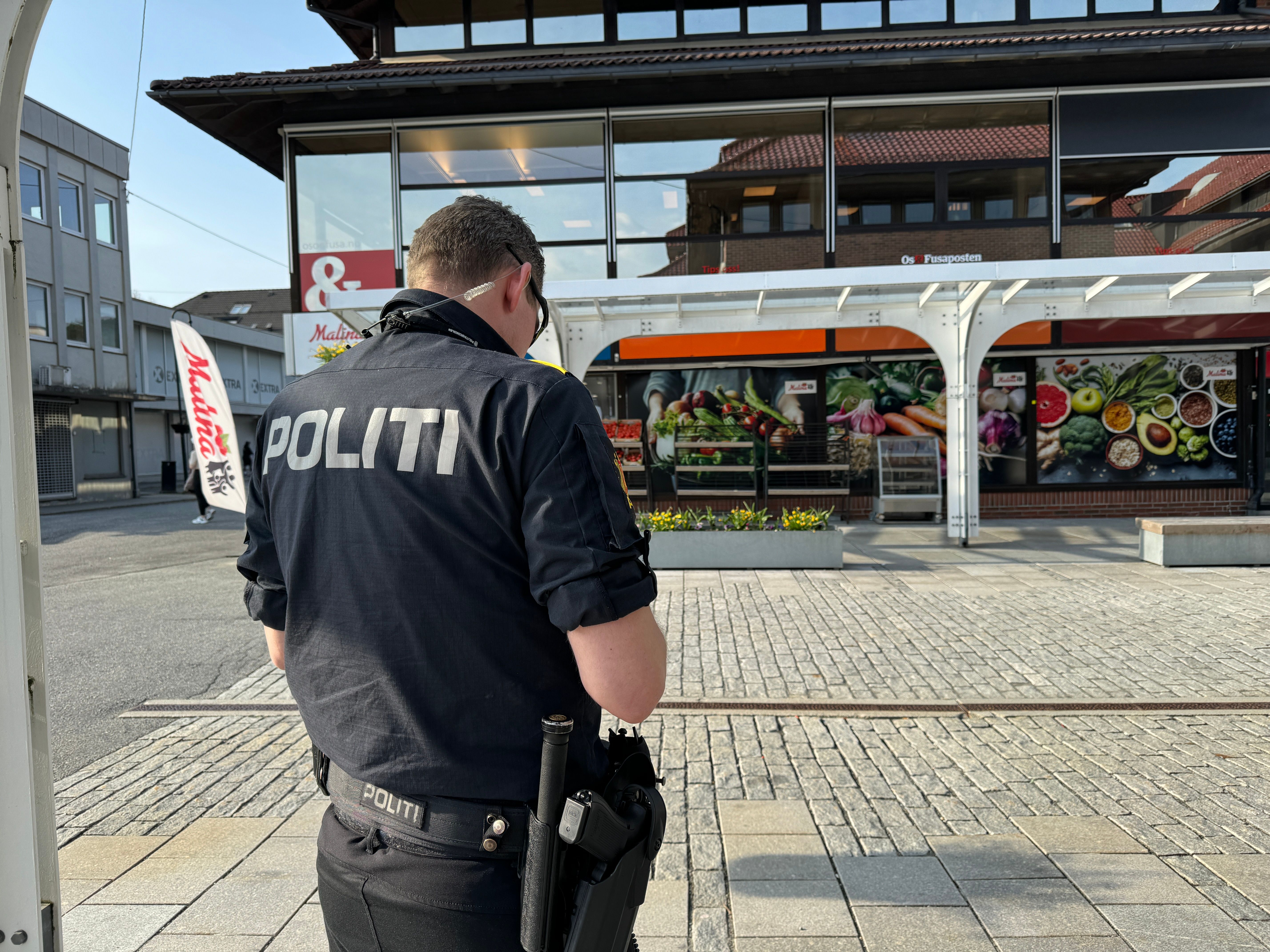 Truga mindreårige med kniv - Midtsiden