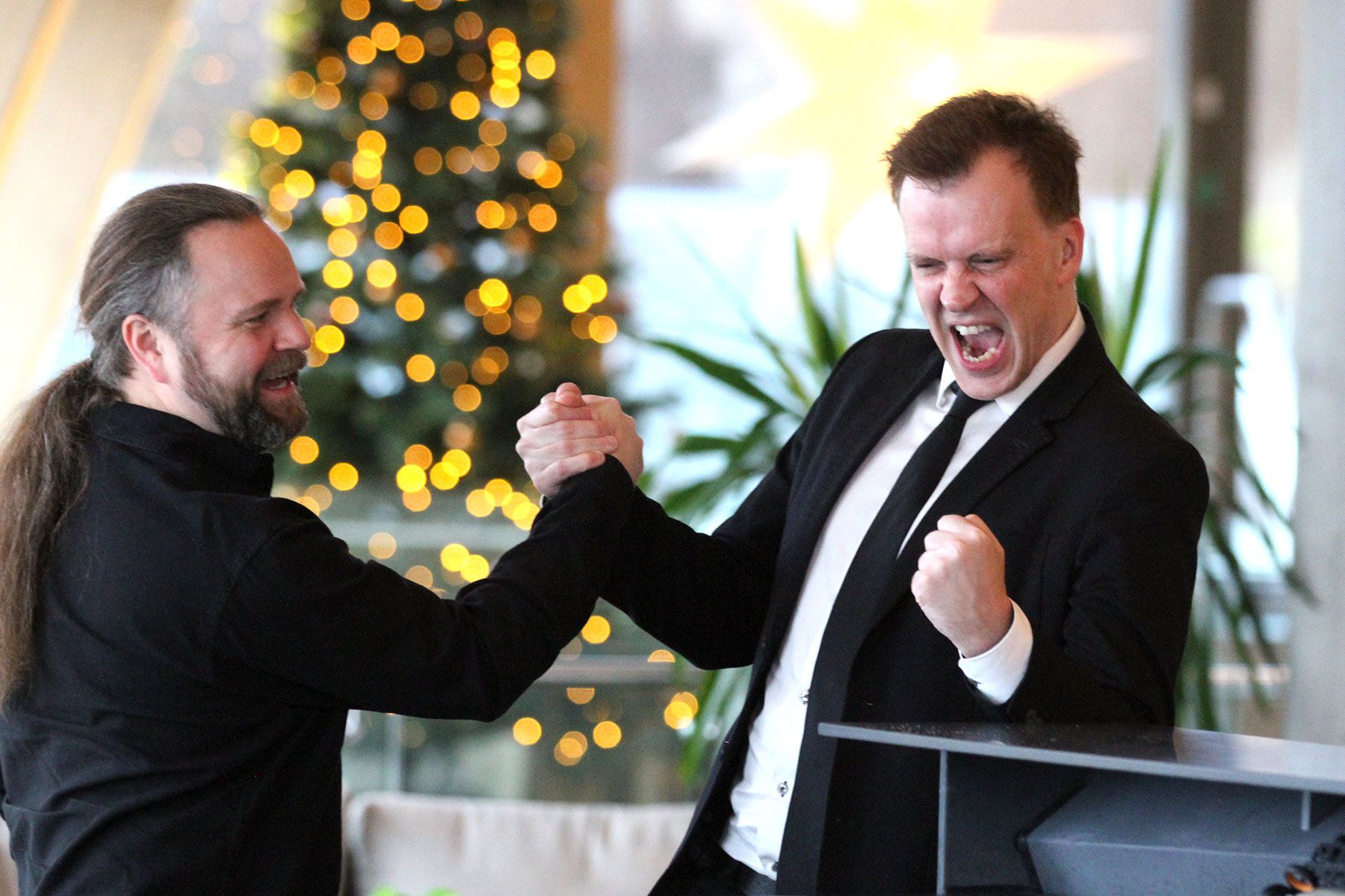 Eirik og Chris sin kamp om julelåtane