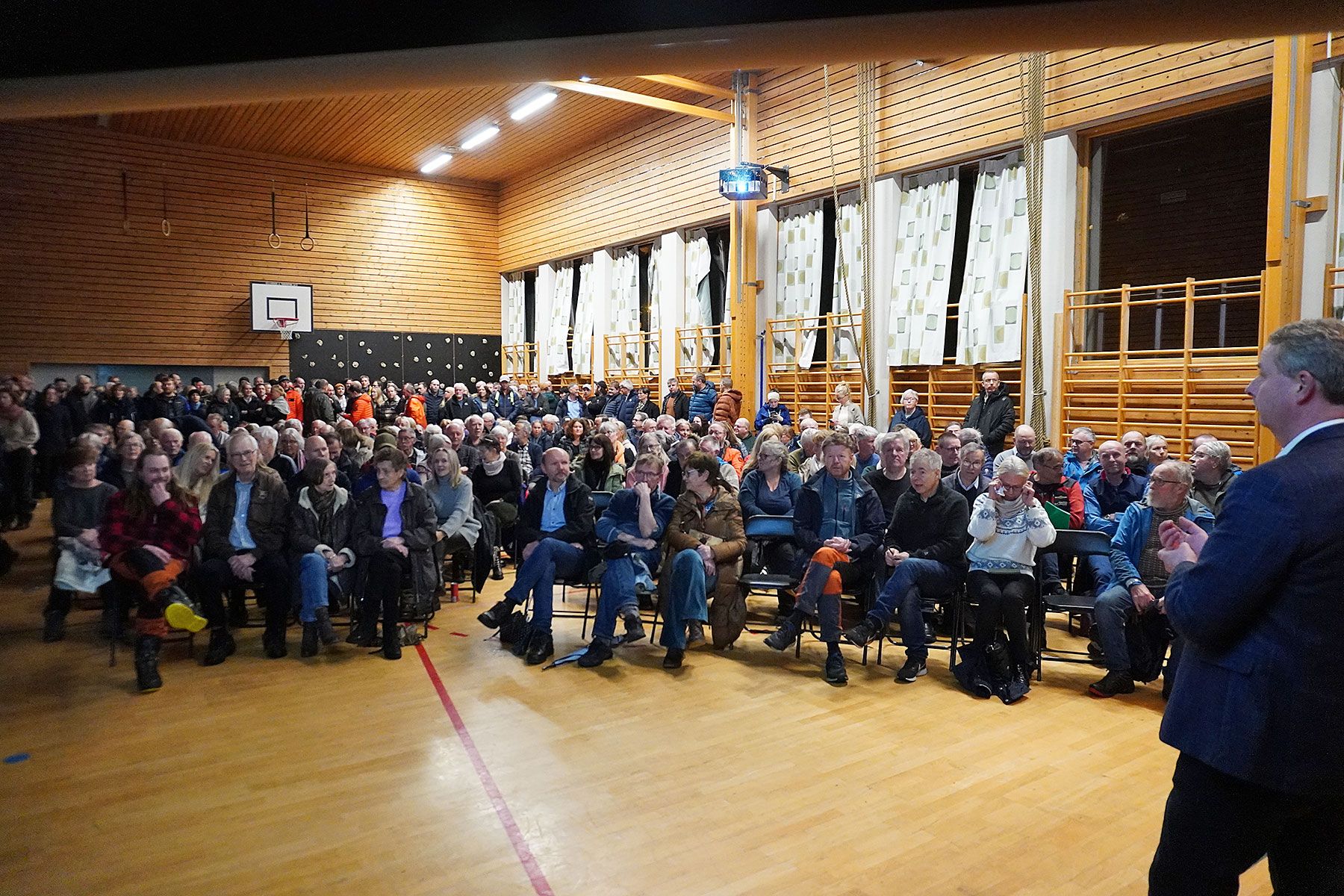 Bom fast for to bommar?