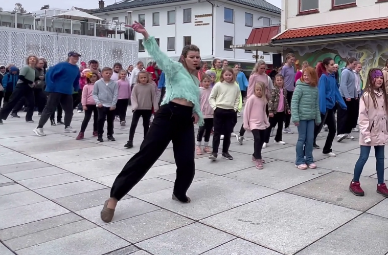 Osøyro ble scene for 60 dansere og en swingklubb