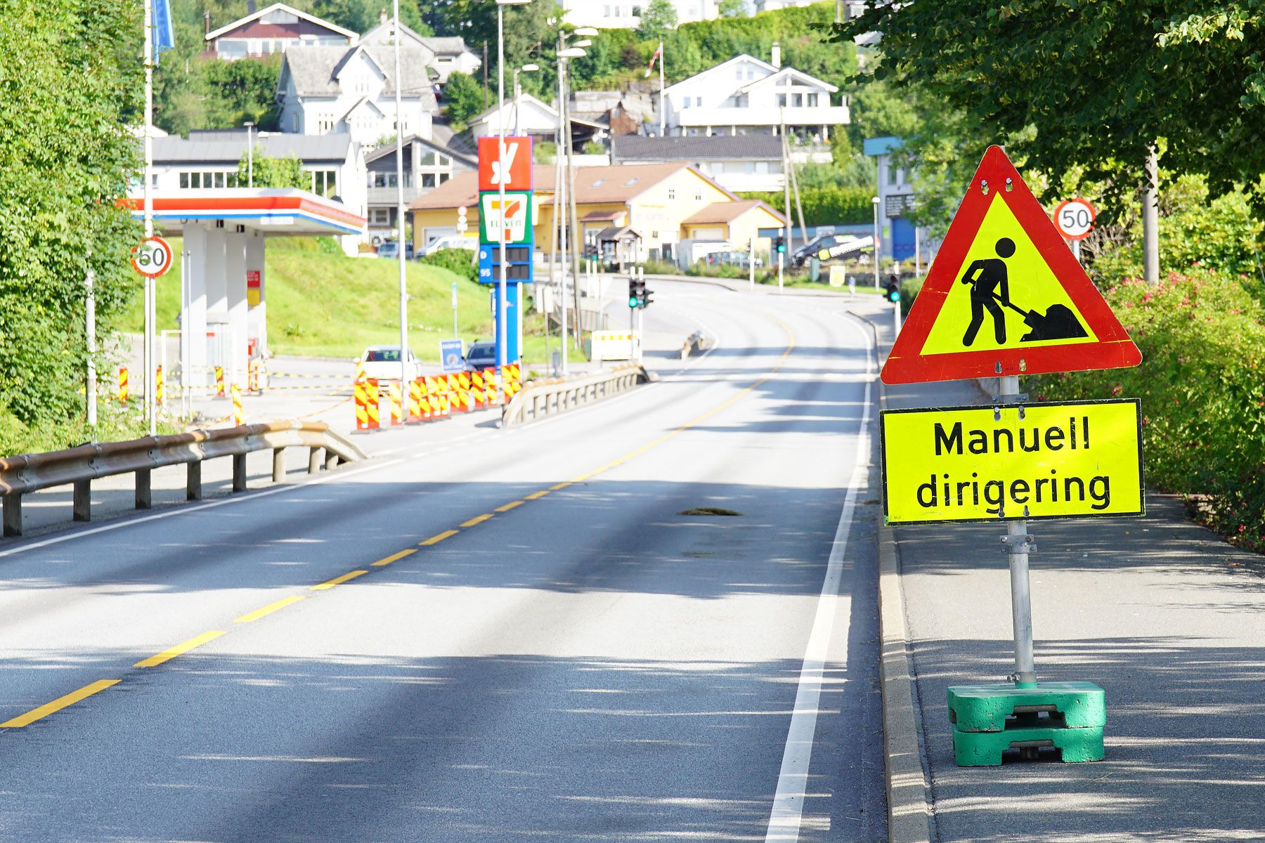 Lekkasjen: Vil snart stenga eitt felt på Byvegen
