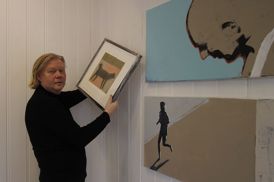 Augons første med akryl - Midtsiden