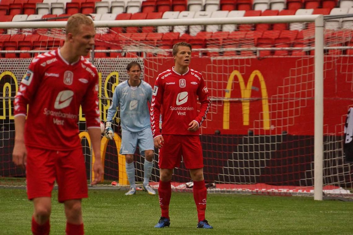 Heggland held stand - Midtsiden