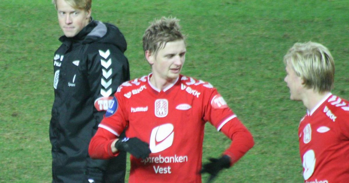 Fastlåst situasjon for Simen - Midtsiden