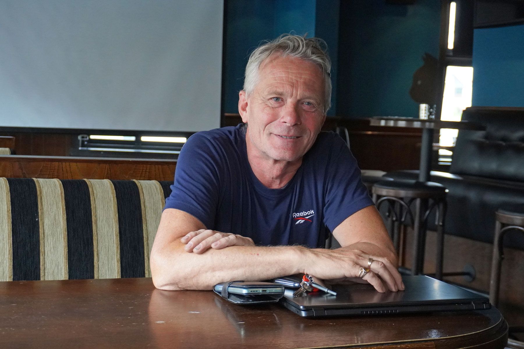 Ny hovudeigar av Catten