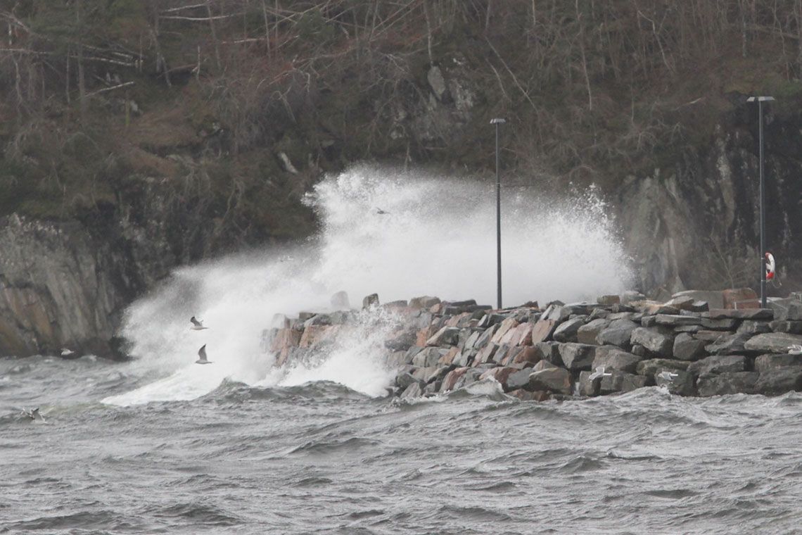 Påskehelg med kuling og regn - Midtsiden