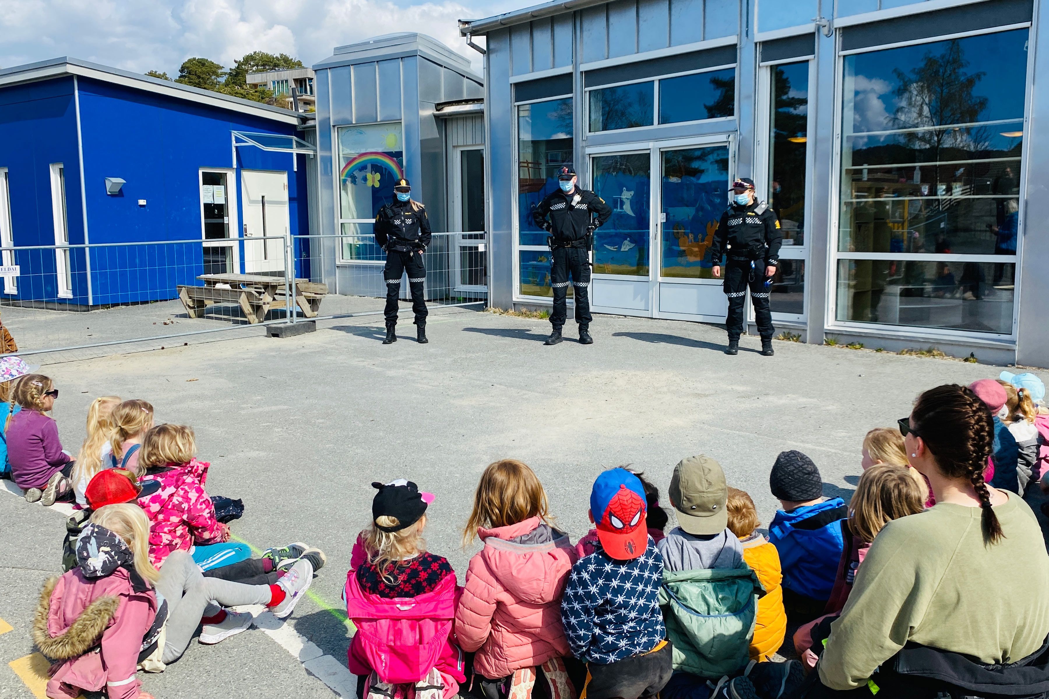 Forskningsprosjekt: Skal teste tiltak mot mobbing i barnehager - Midtsiden