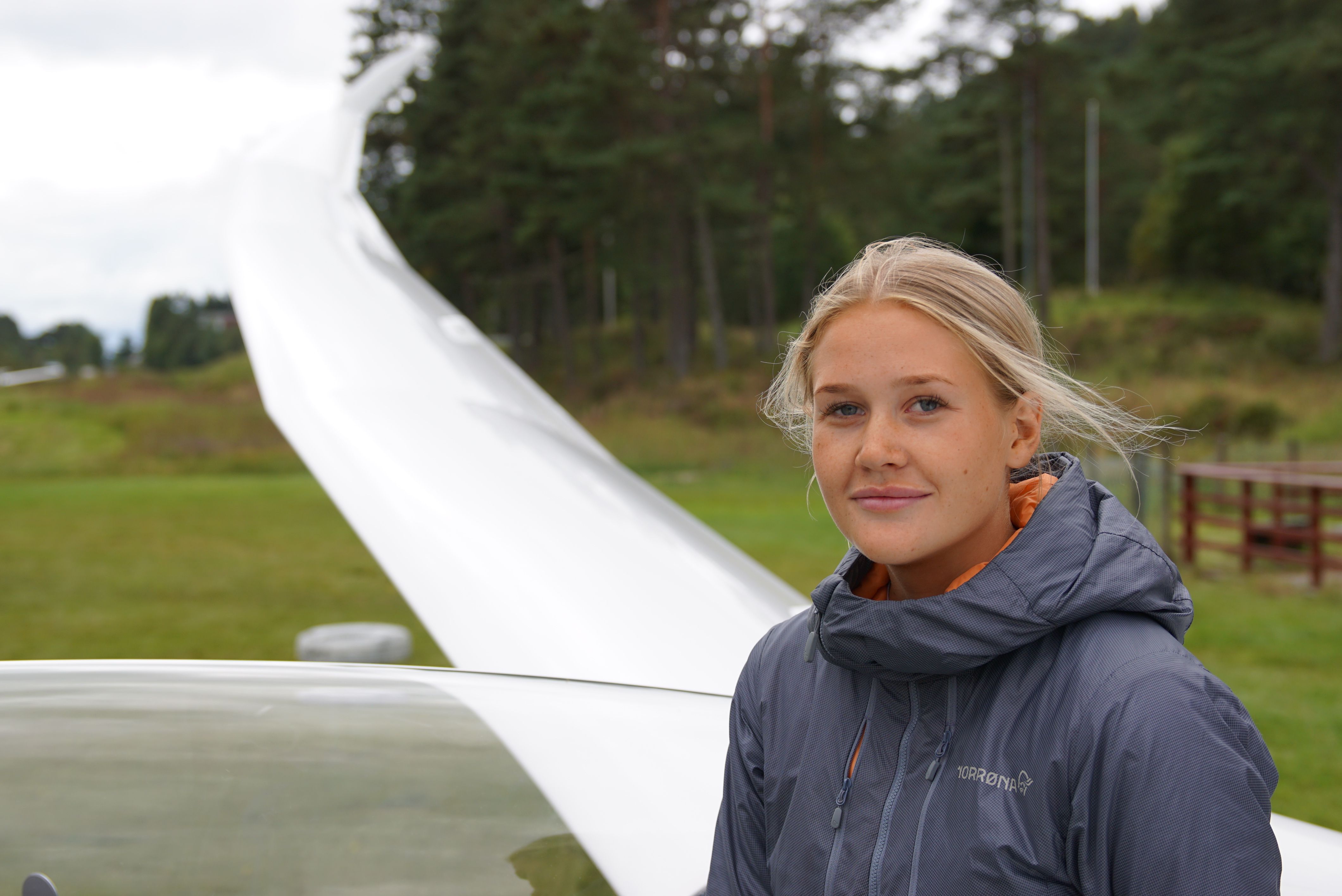 Konkurranseflygar Frida innom kvinnedag på Vaksinen