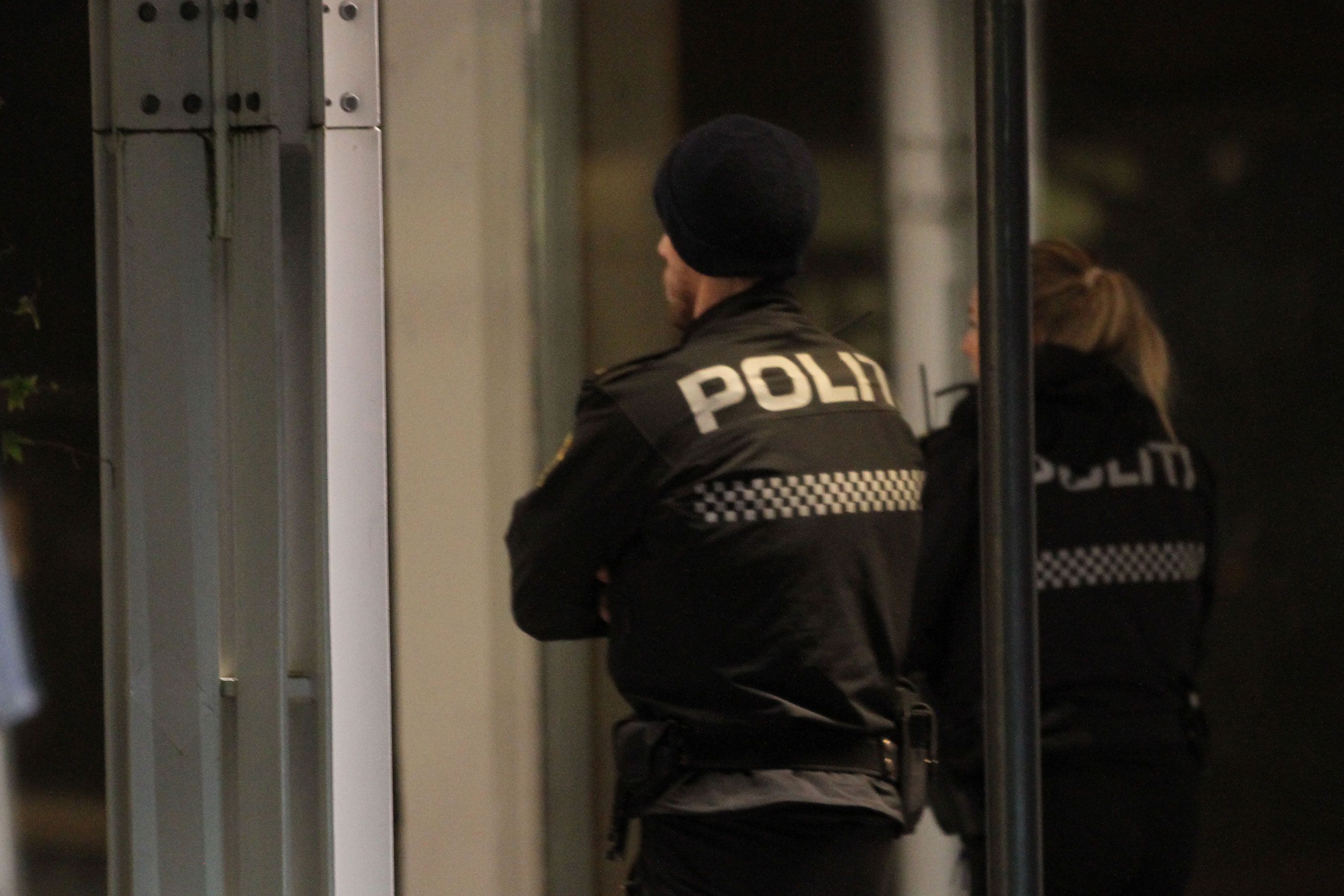 Truga med «pistol-liknande gjenstand»