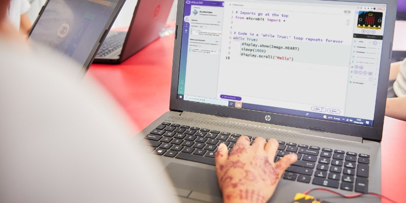 Python Editor accessibility statement | micro:bit