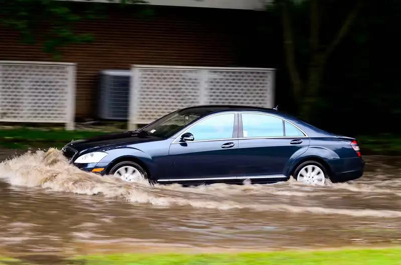 Driving Through Water| Dangerous Conditions | Floods
