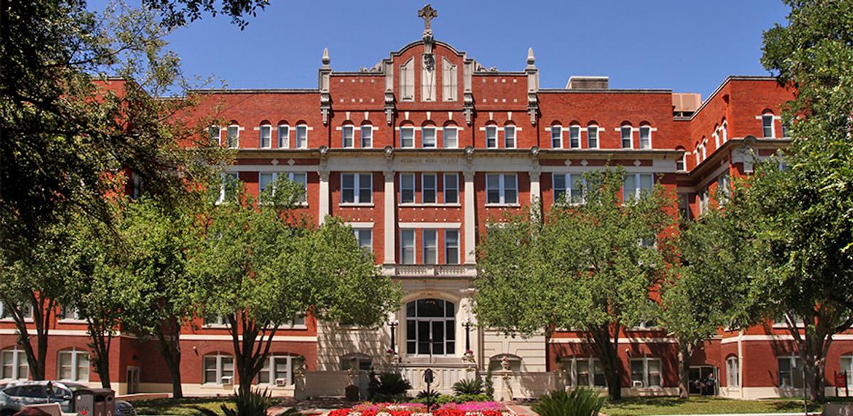 Top 10 Nursing Schools in Texas (2025) | Leland