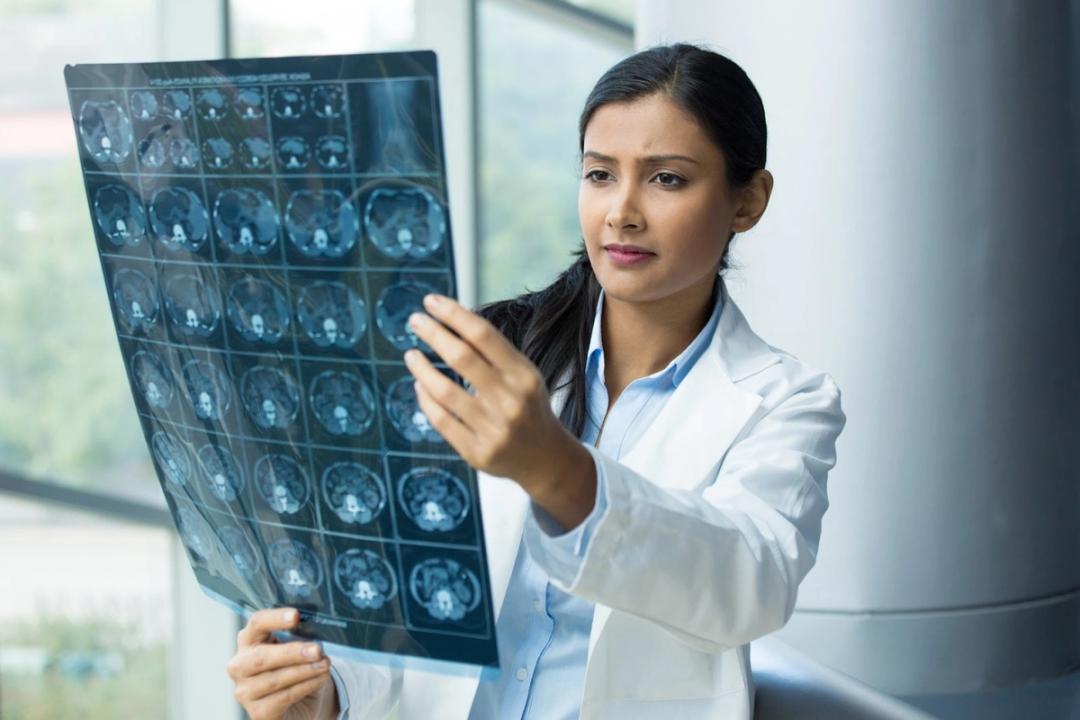 How to Become a Radiologist: Schooling, Career Path, & Salary | Leland
