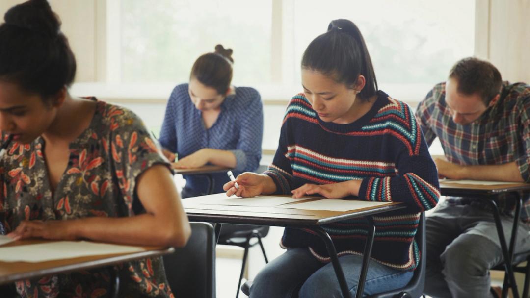 10 College Essay Examples With Commentary [& Template] | Leland