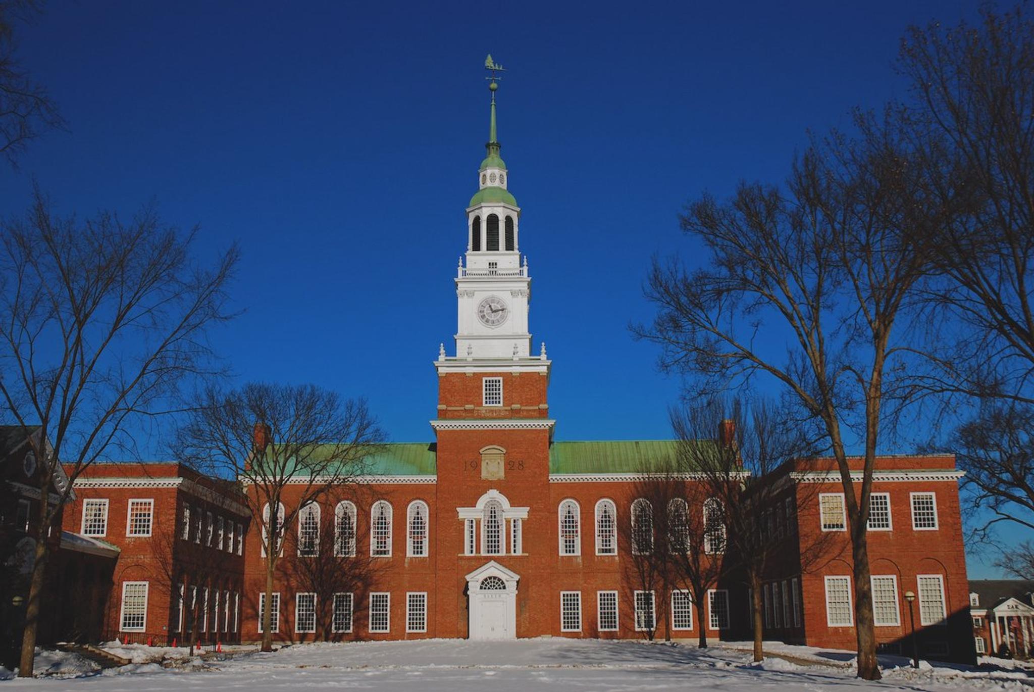 Dartmouth Tuck MBA: Acceptance Rate, Deadlines, Cost, Requirements ...